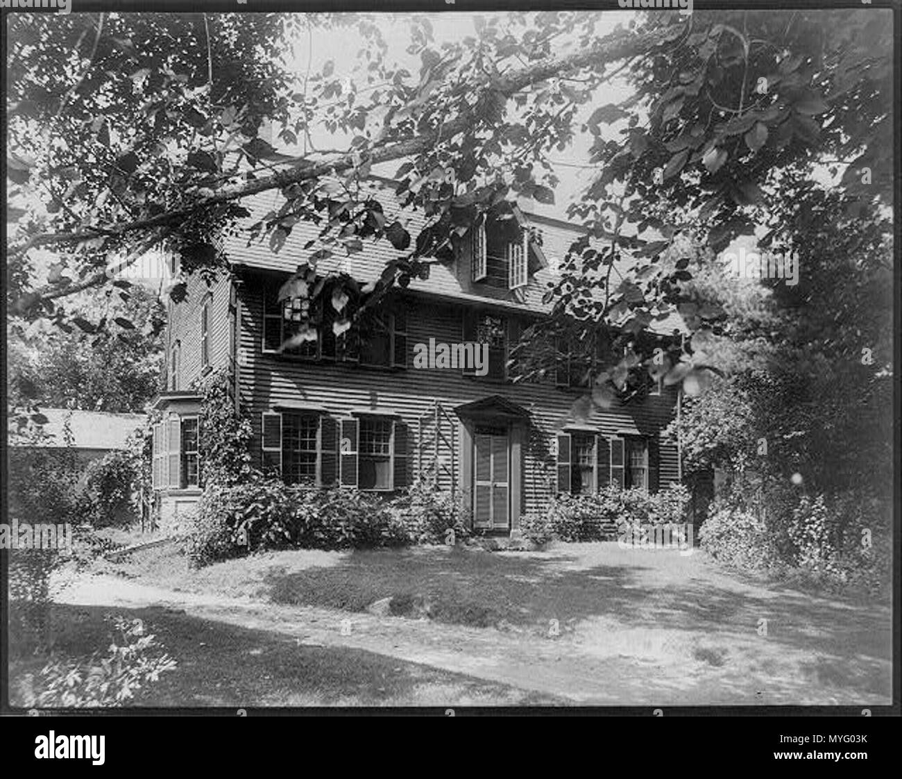 Old manse Black and White Stock Photos & Images - Alamy