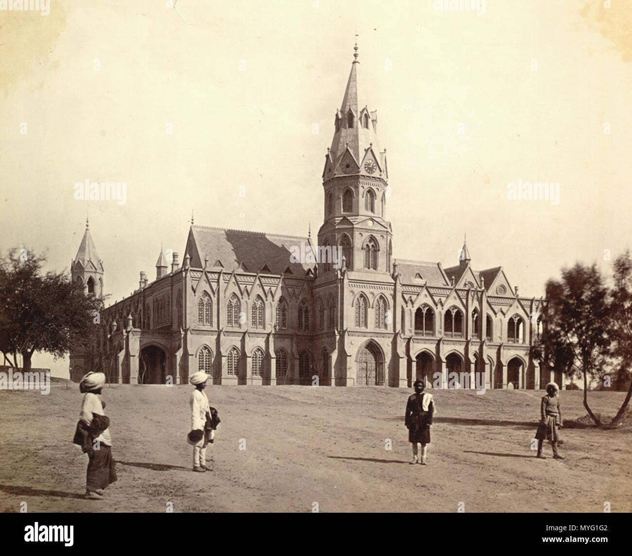 . English: Government College, Lahore. Photograph by an unknown ...