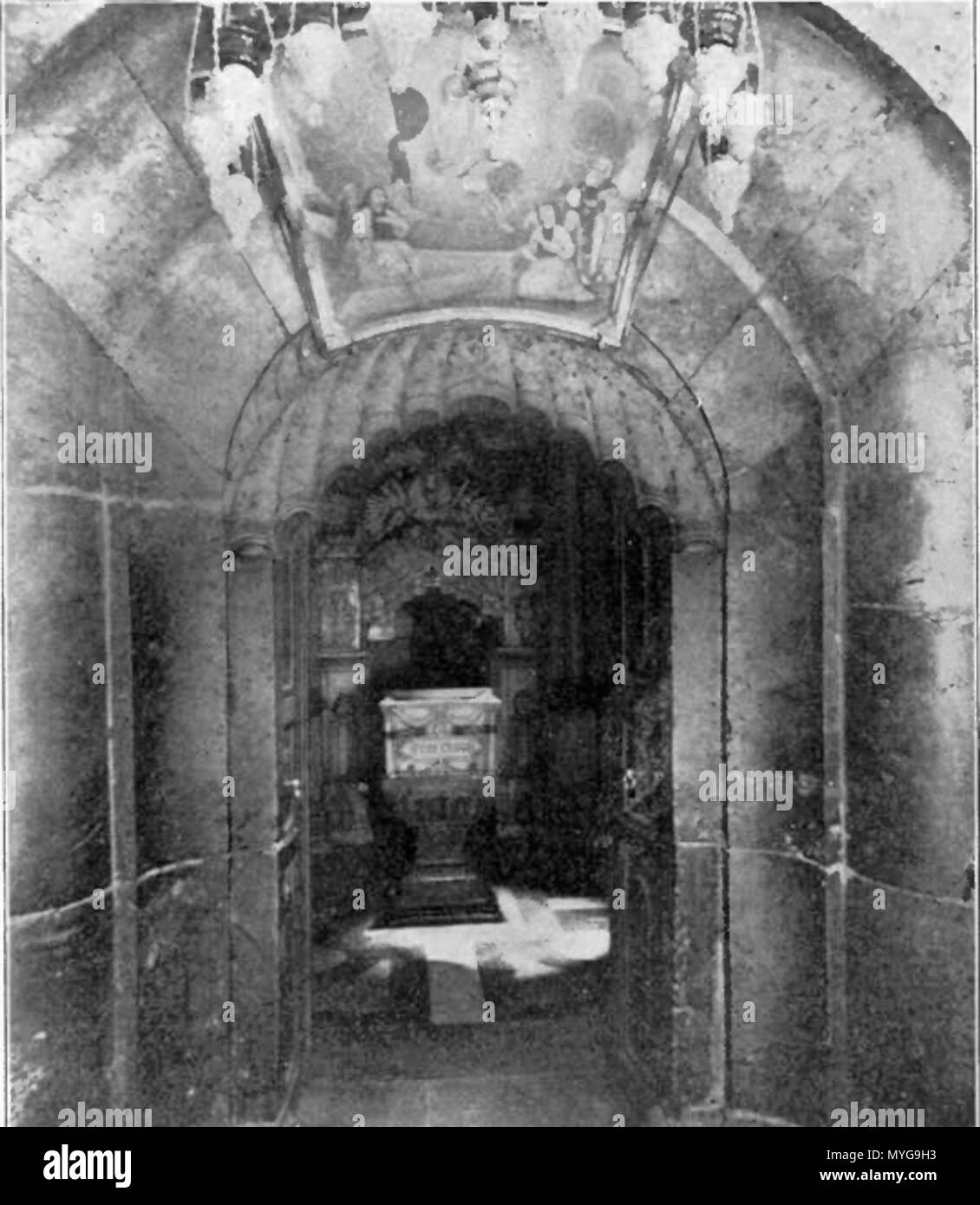 Holy sepulchre tomb jerusalem Black and White Stock Photos & Images - Alamy