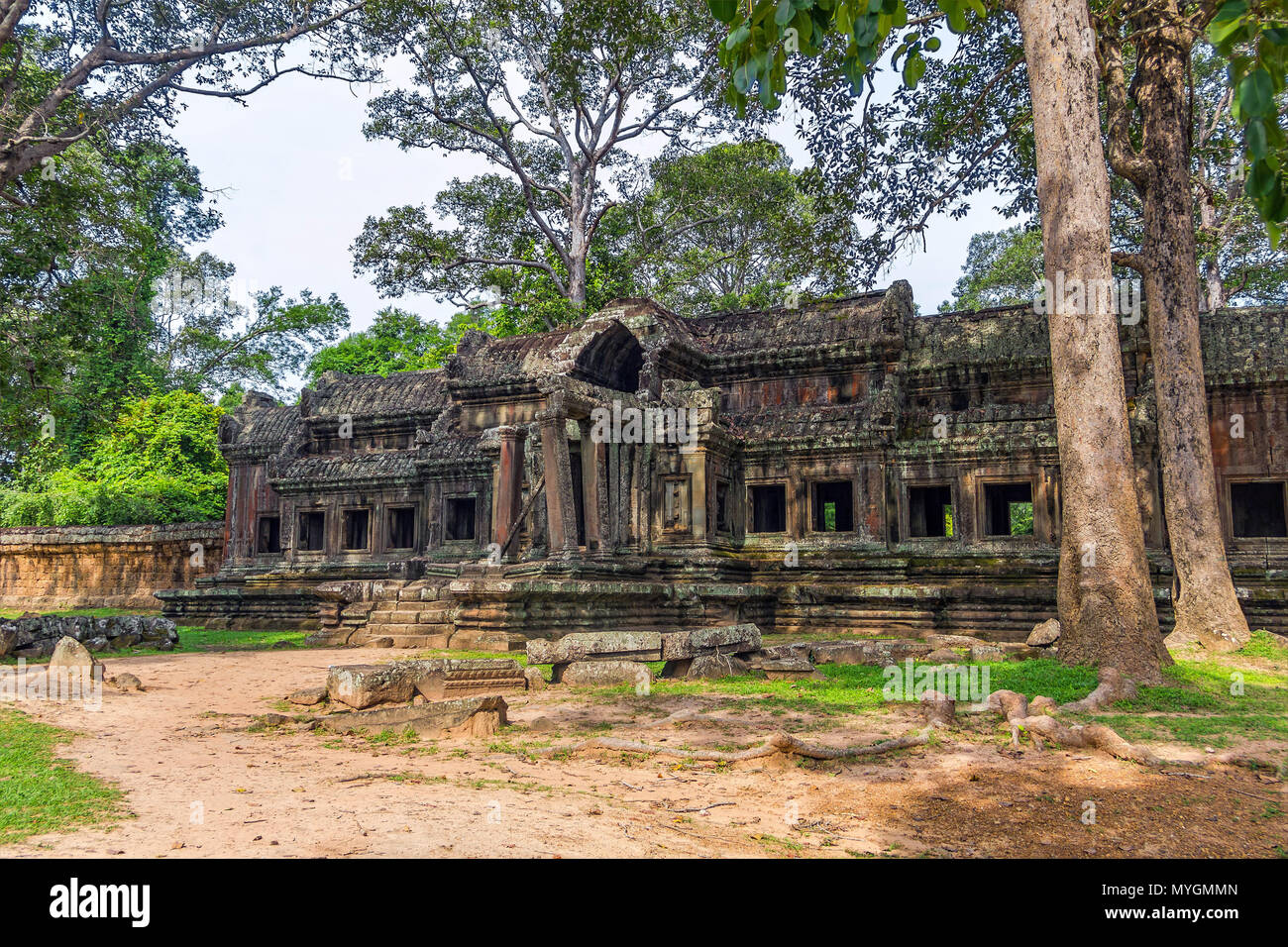 Angkor wat palace hi-res stock photography and images - Alamy