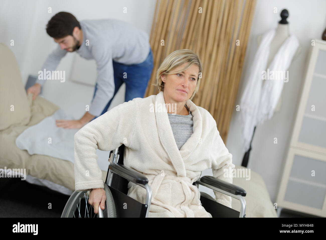 Smiling male nursing assistant hi-res stock photography and images - Alamy