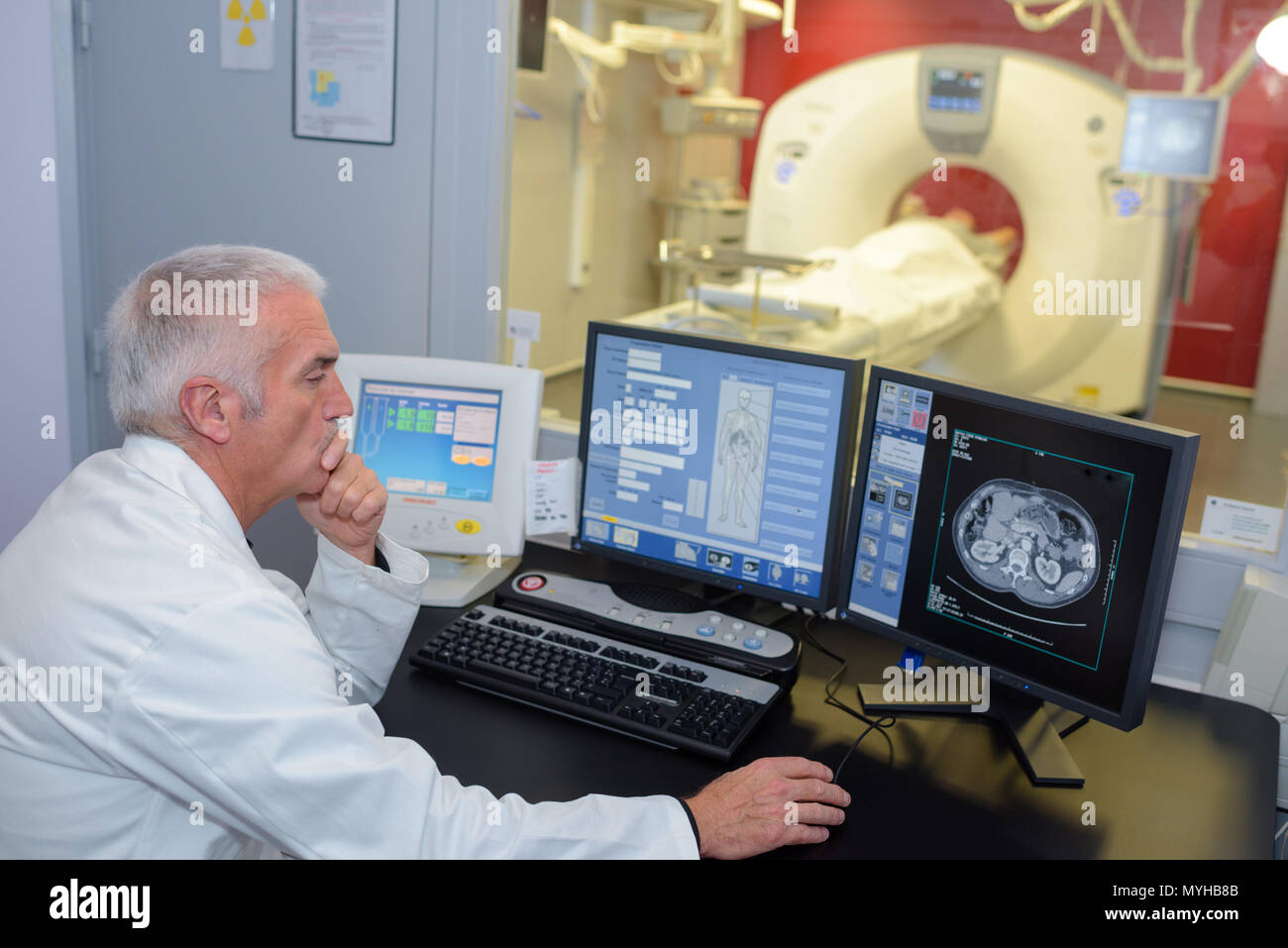 Imaging process hi-res stock photography and images - Alamy