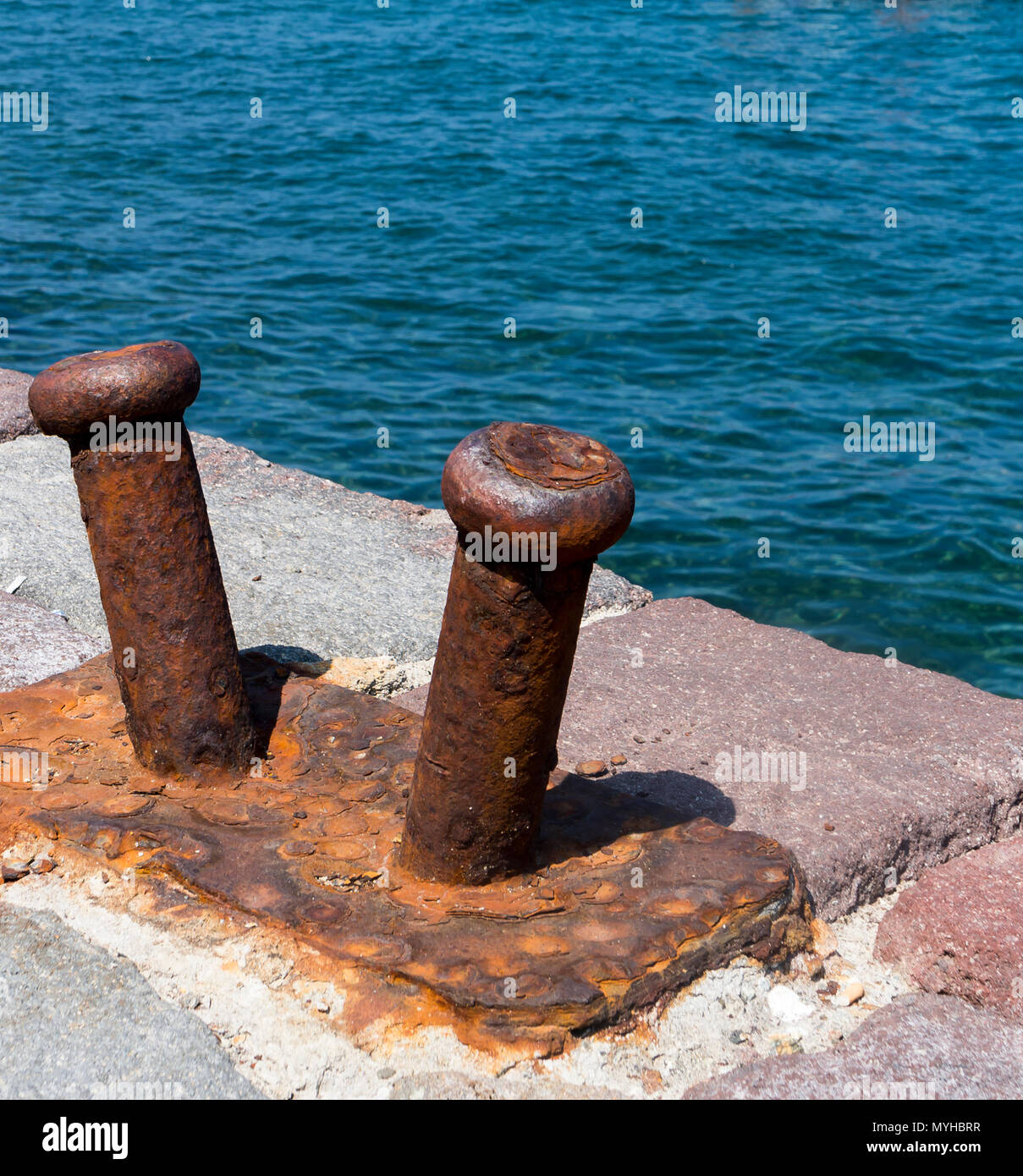 Boat mooring on the dock Stock Photo - Alamy
