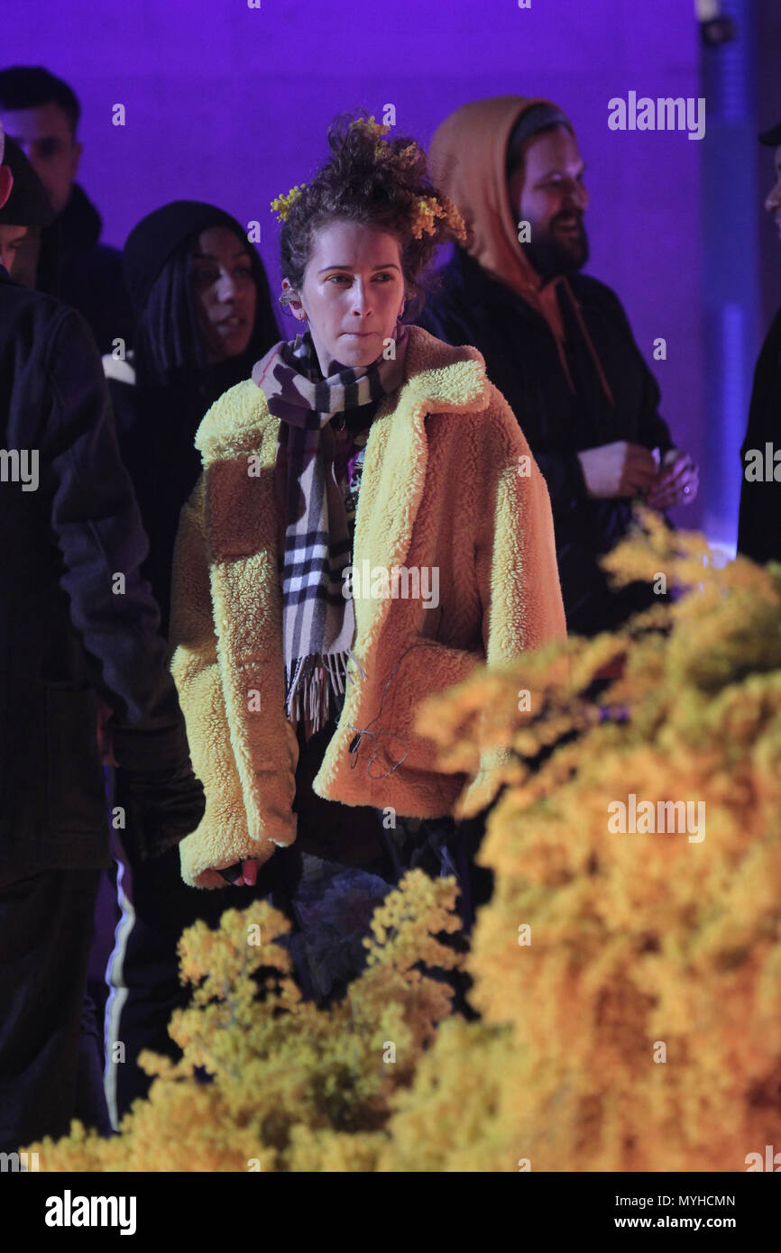 Morris singer hi-res stock photography and images - Alamy