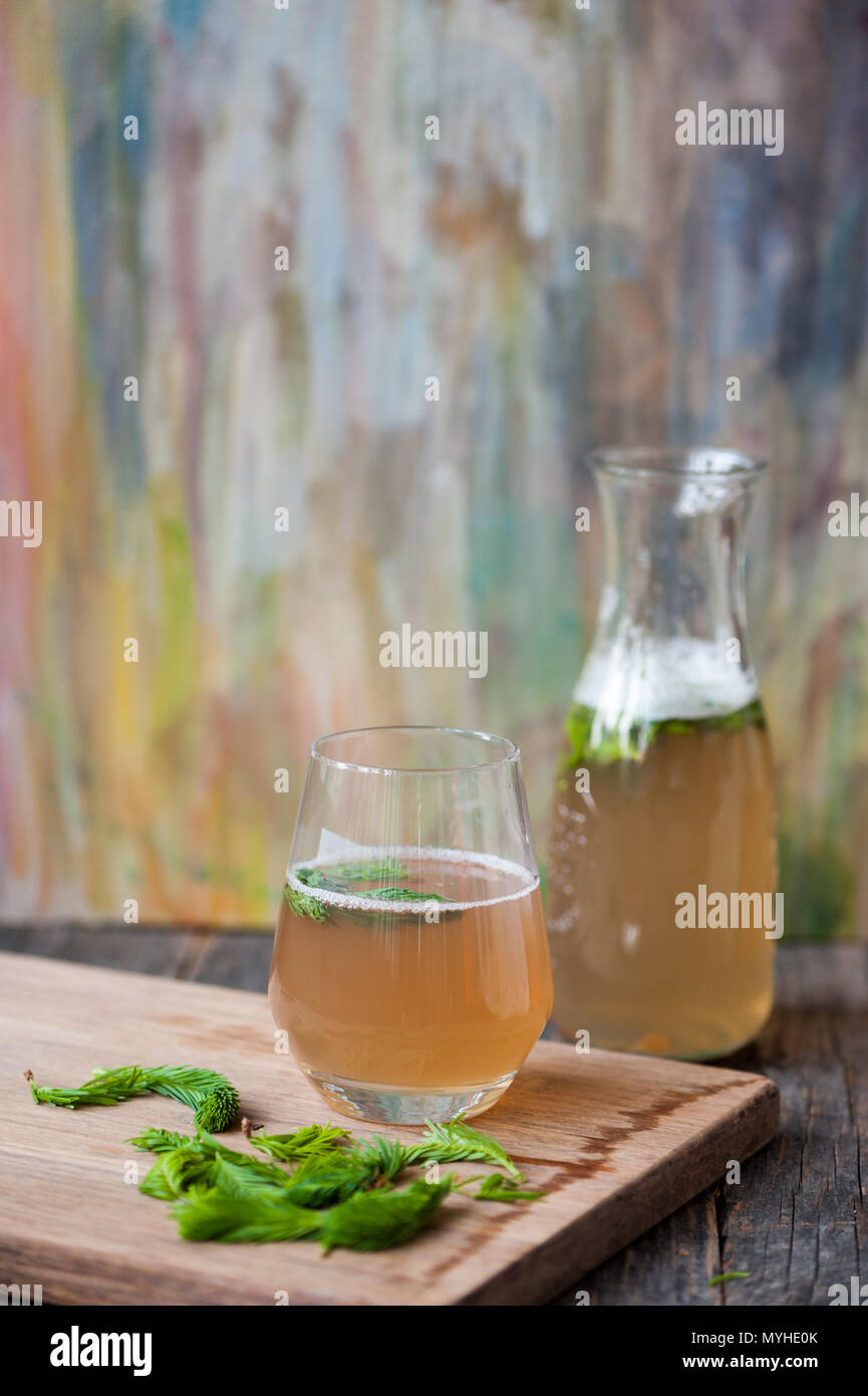 Bee sweet lemonade hi-res stock photography and images - Alamy