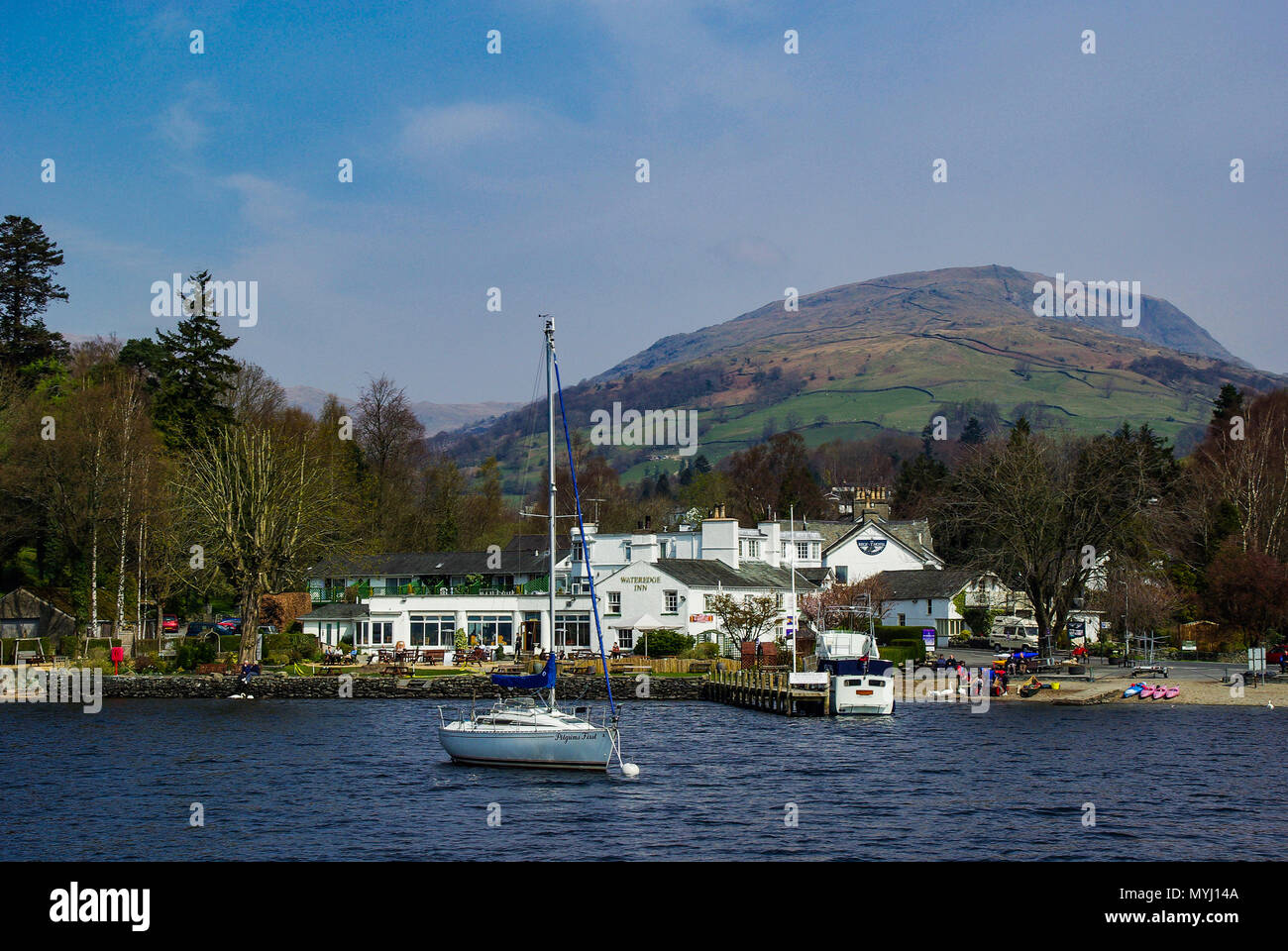 Waterhead inn hi-res stock photography and images - Alamy