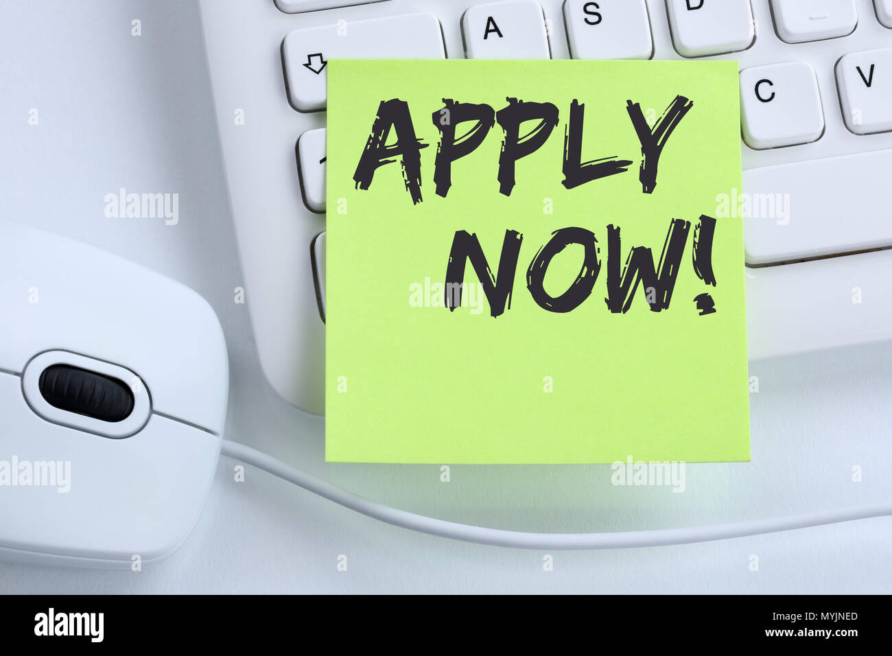 Applying job computer hi-res stock photography and images - Alamy