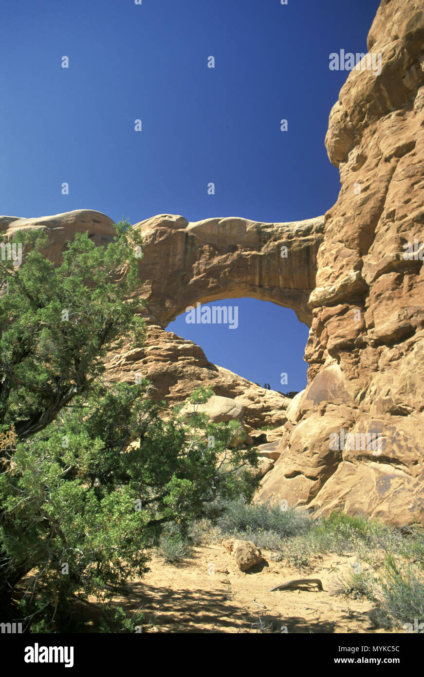 1992 SCENIC NORTH WINDOW ARCH ARCHES NATIONAL PARK UTAH USA Stock Photo ...