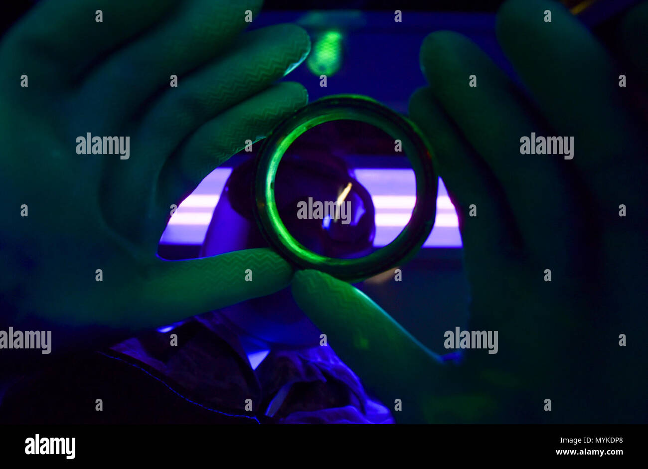 Non destructive inspection technician hi-res stock photography and ...