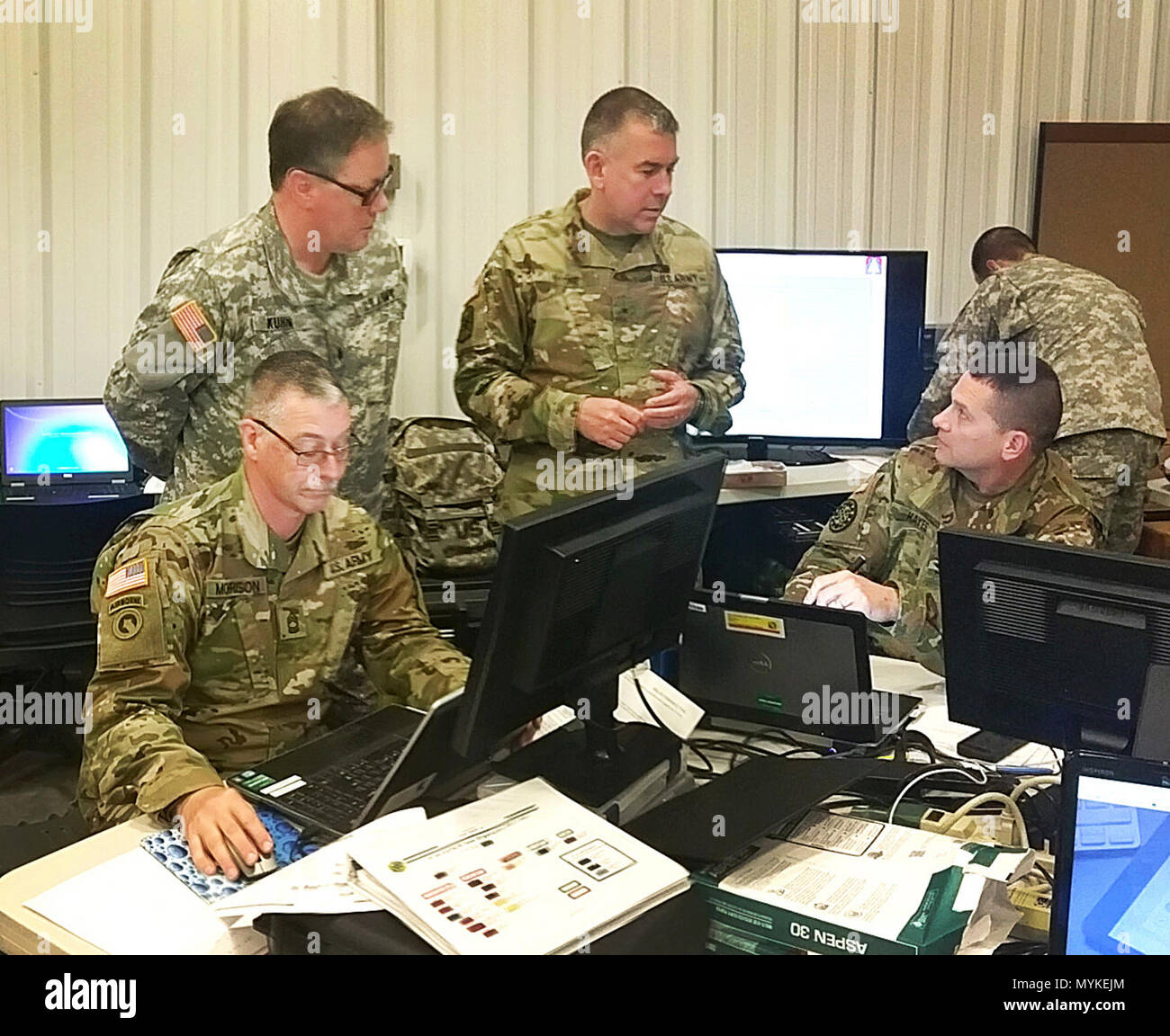 C2cre b hi-res stock photography and images - Alamy