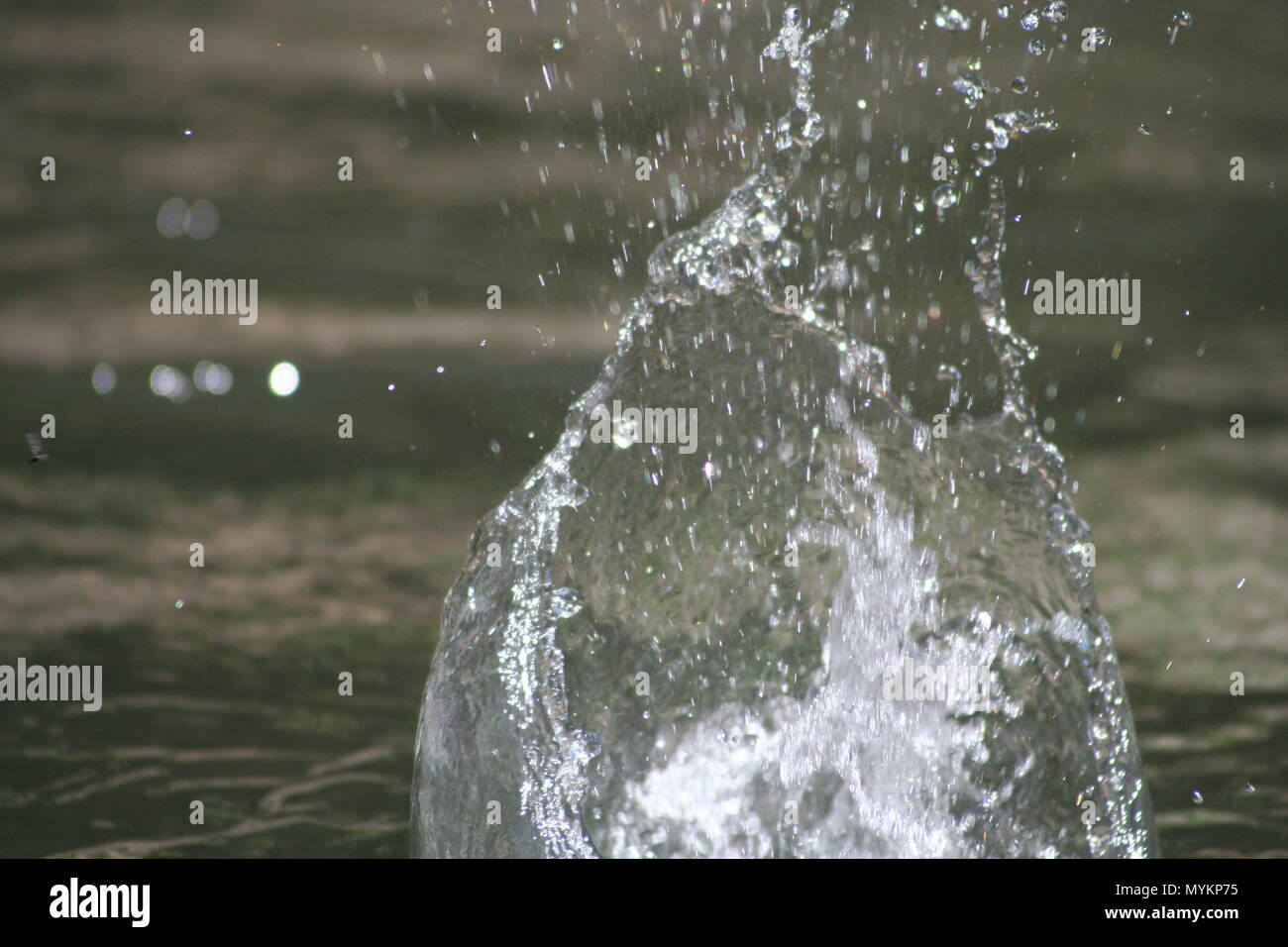 Water splash droplets hi-res stock photography and images - Alamy