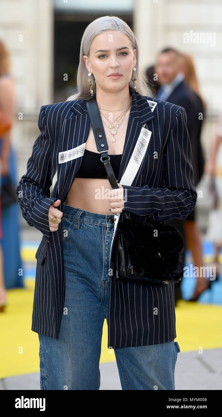 Anne marie nicholson hi-res stock photography and images - Alamy