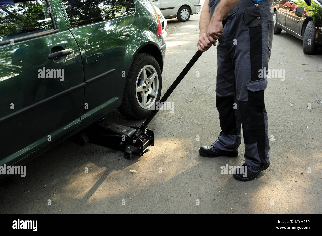 car, service, repair, wheel, business, safety, workshop, work, body ...