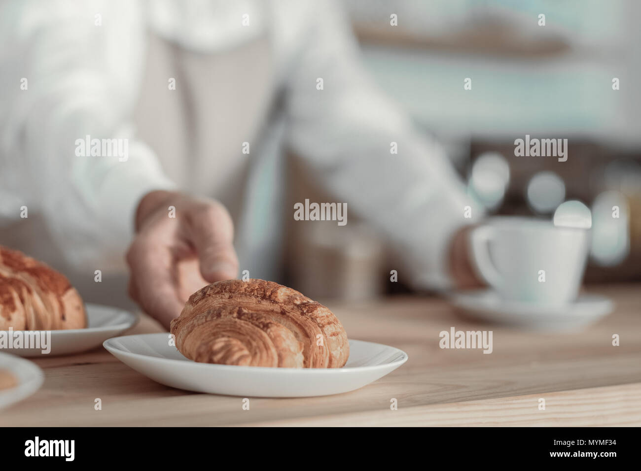 Customer Service High Resolution Stock Photography and Images - Alamy