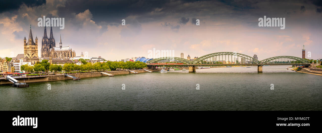 Cologne Cathedral Panorama Stock Photo - Alamy