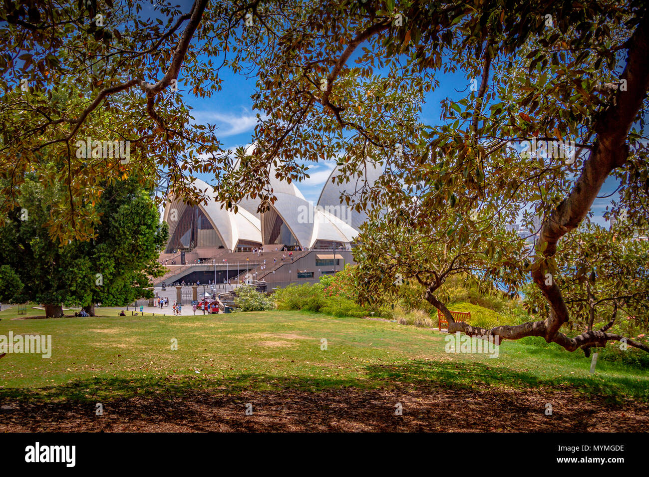 Park new house icon hi-res stock photography and images - Alamy