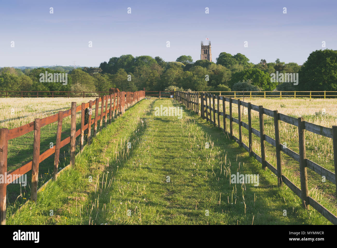 Single point perspective uk hi-res stock photography and images - Alamy
