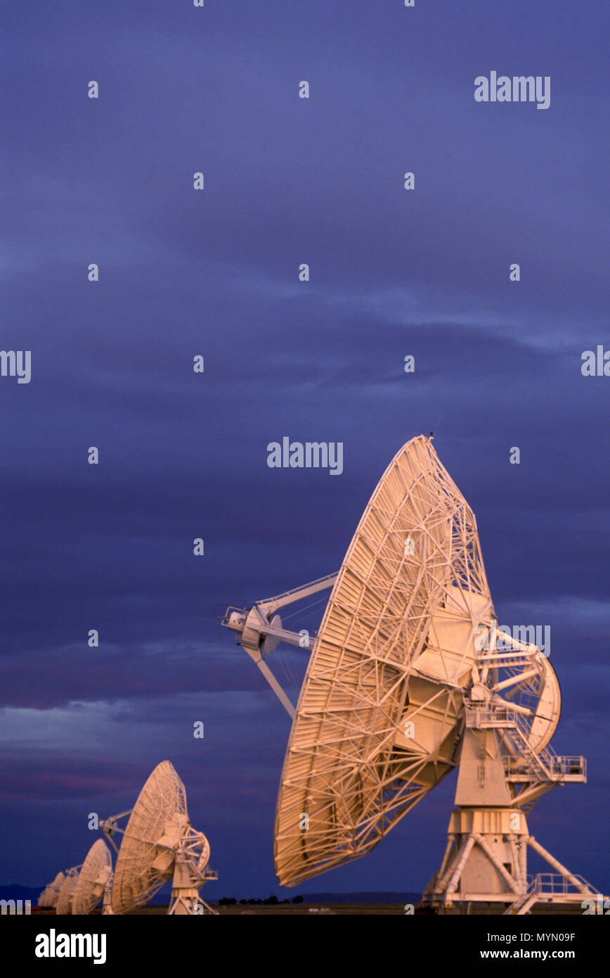 1990s satellite hi-res stock photography and images - Alamy