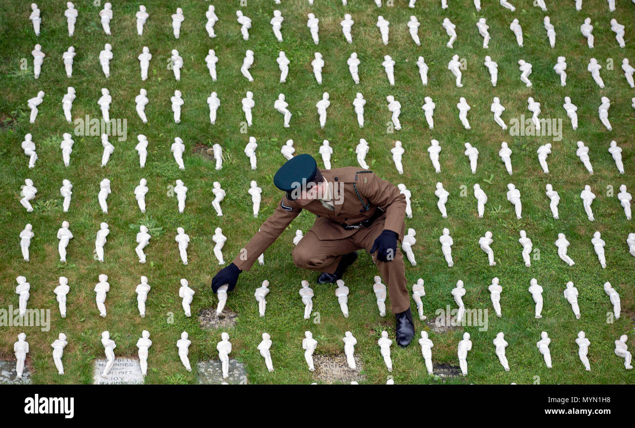 561 shrouded figures hi-res stock photography and images - Alamy