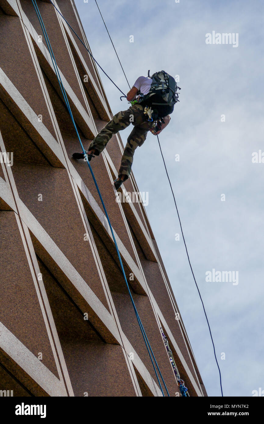 French Mountain Troopers climb Part-Dieu tower, Lyon, France Stock ...