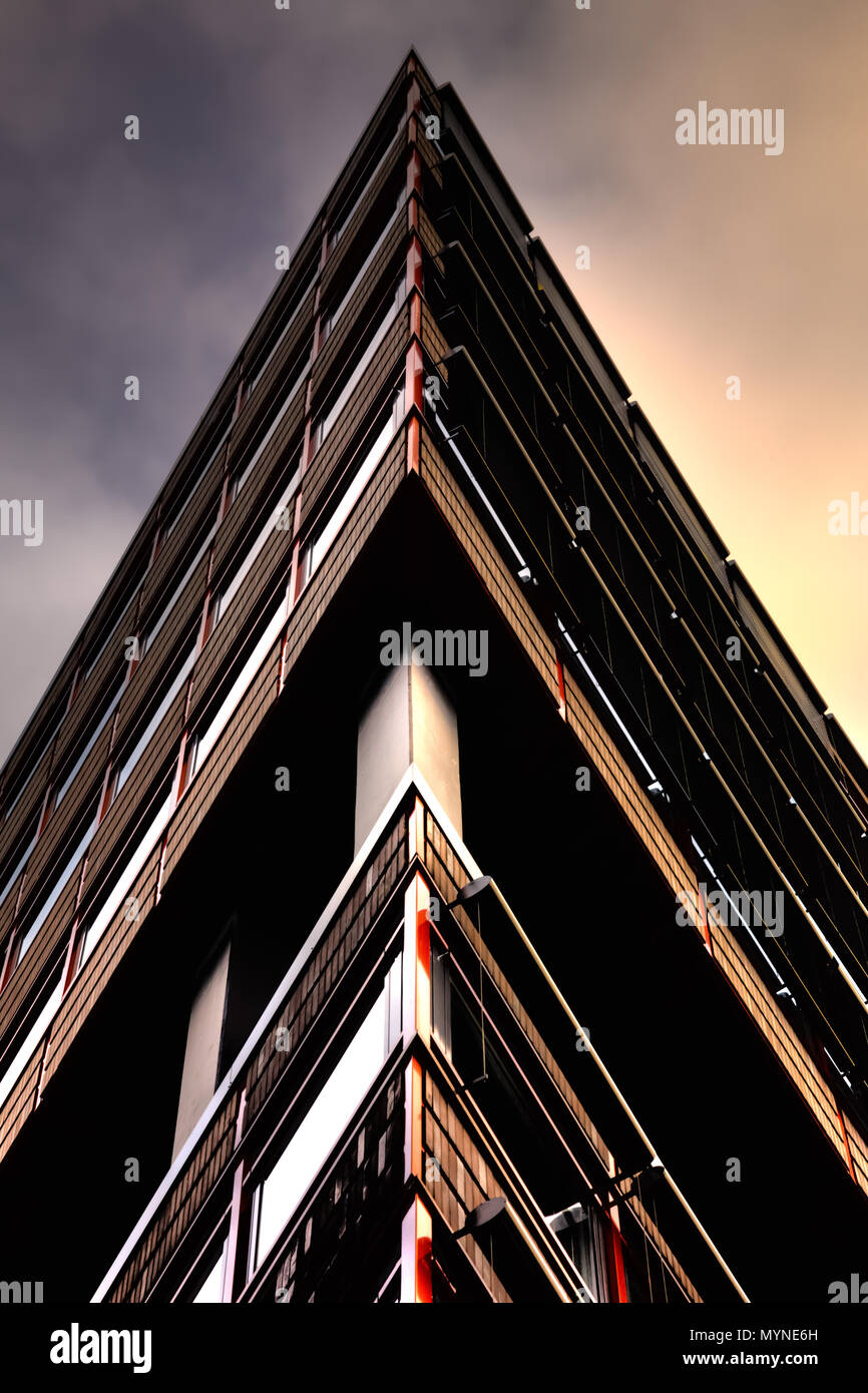 Building triangle urban urban hi-res stock photography and images - Alamy