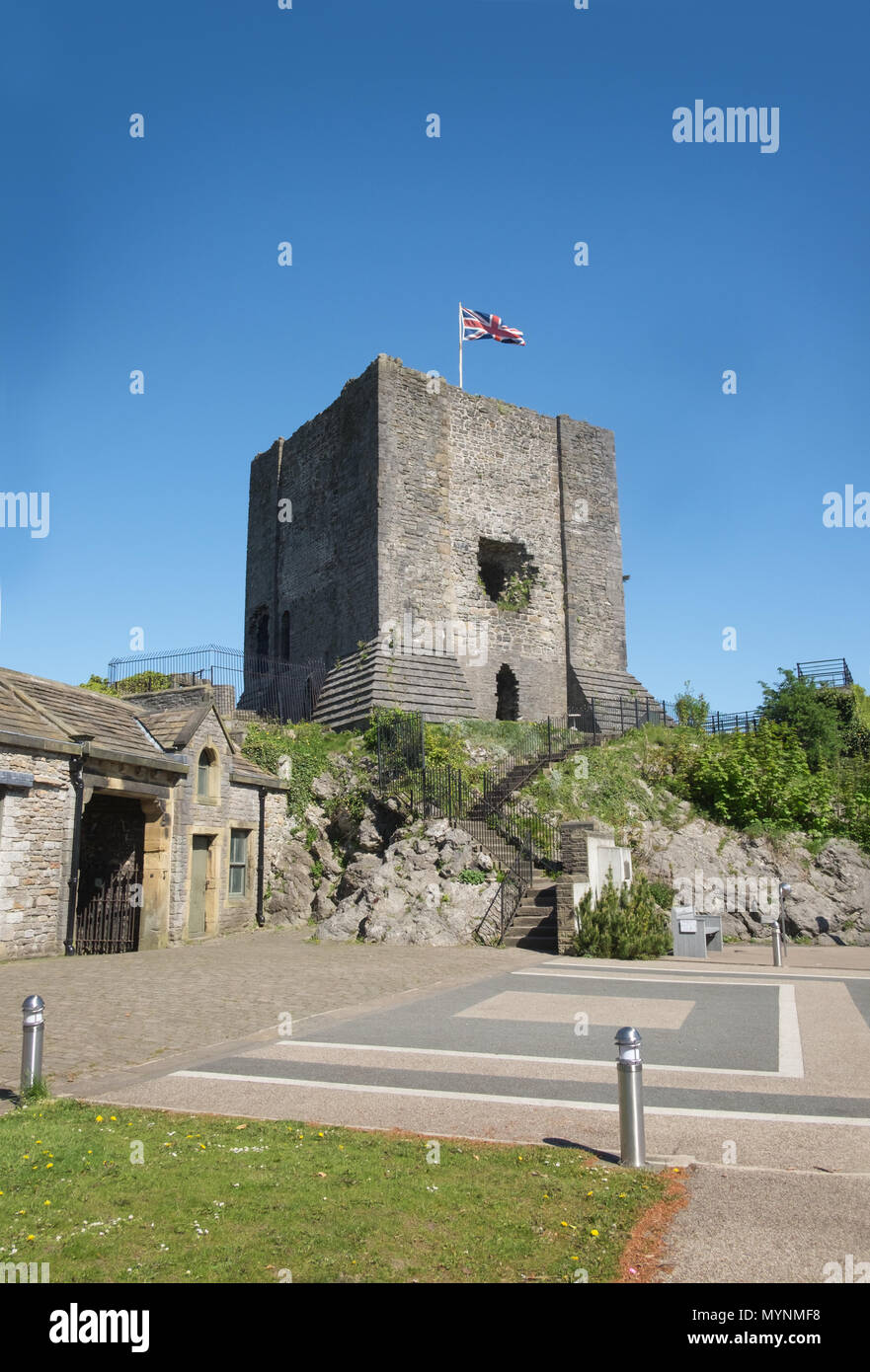 Clitheroe castle, a norman keep in the centre of the market town Stock ...