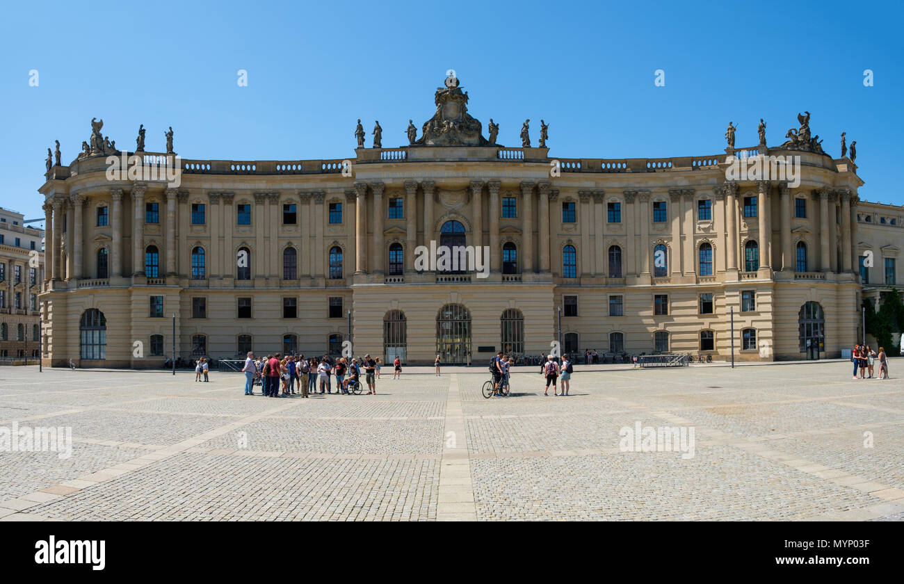 Old university building hi-res stock photography and images - Alamy