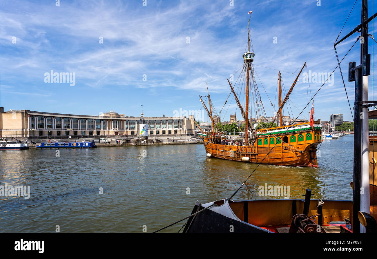 15th century ship replica hi-res stock photography and images - Alamy