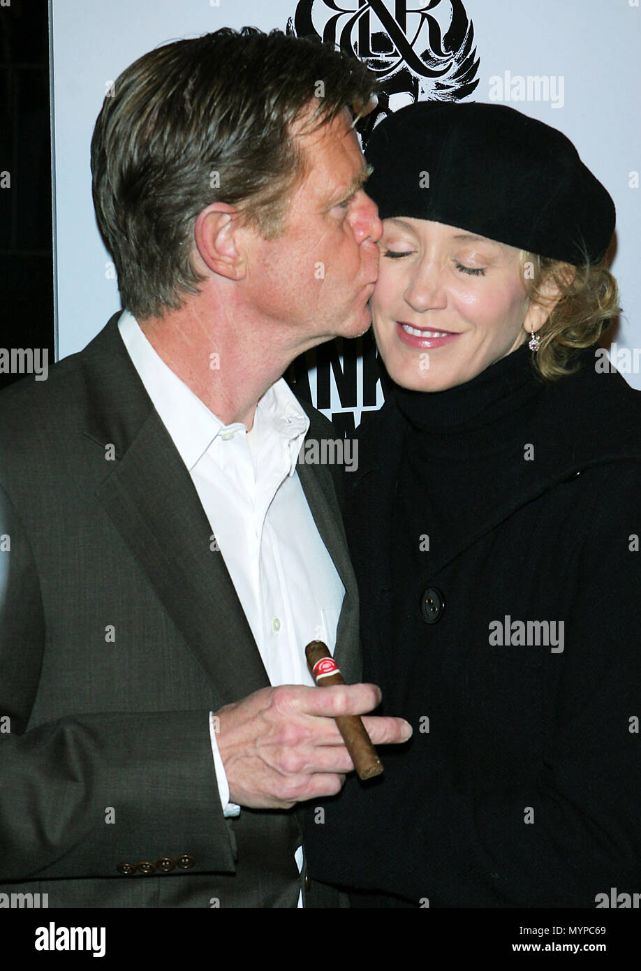 William H.Macy and wife Felicity Huffman arriving at THANK YOU FOR SMOKING Los Angeles Premiere ...