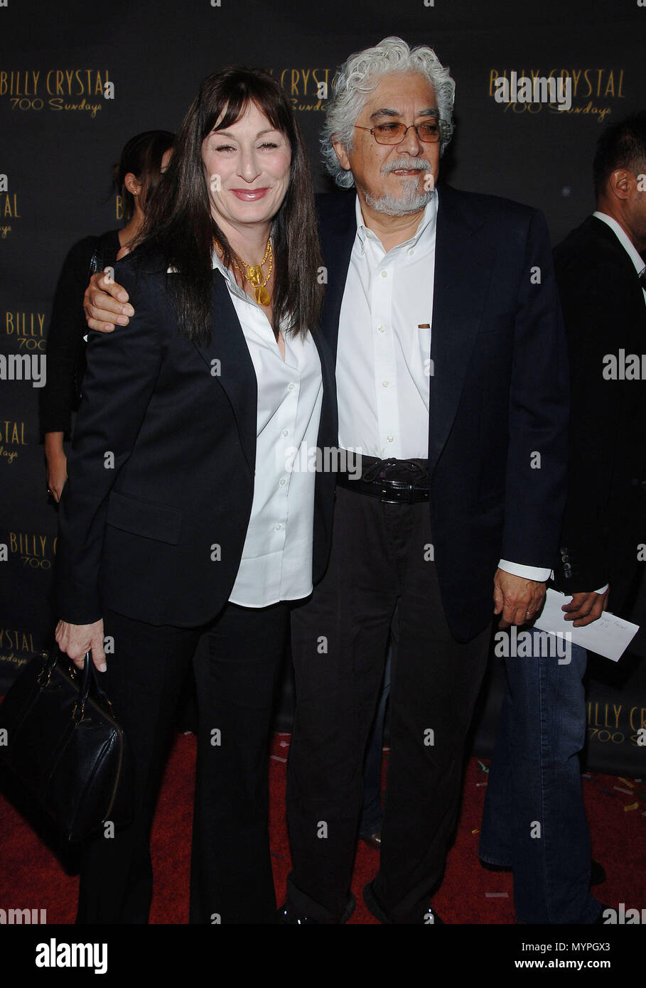 Anjelica Huston and husband Robert Graham arriving at the Billy Crystal ...