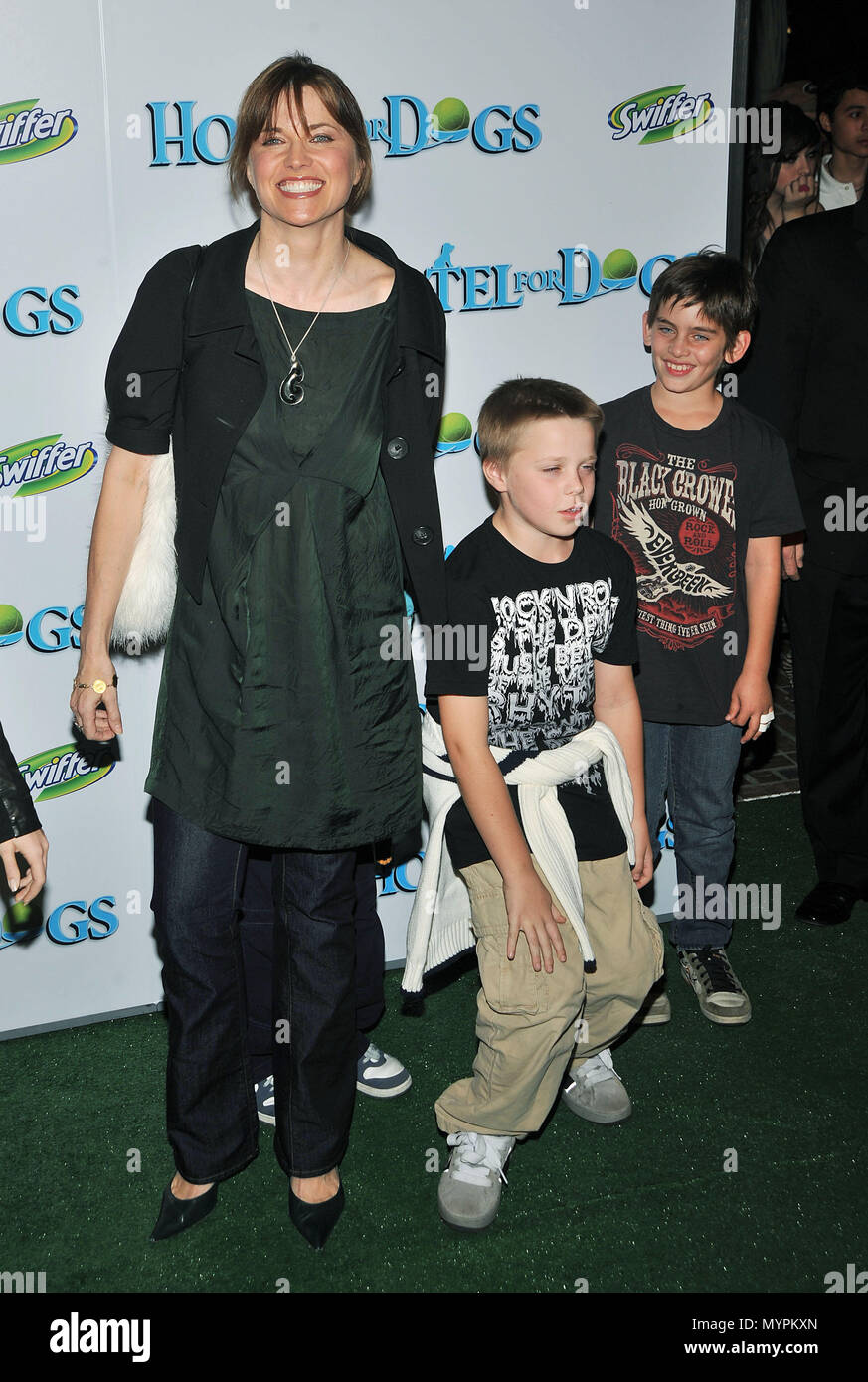 Lucy Lawless Kids Danielle Cormack CONGRATS TO Lucy Lawless For