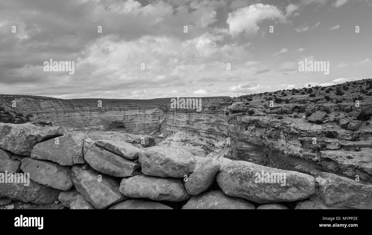 View mountain landscape in desert Black and White Stock Photos & Images ...