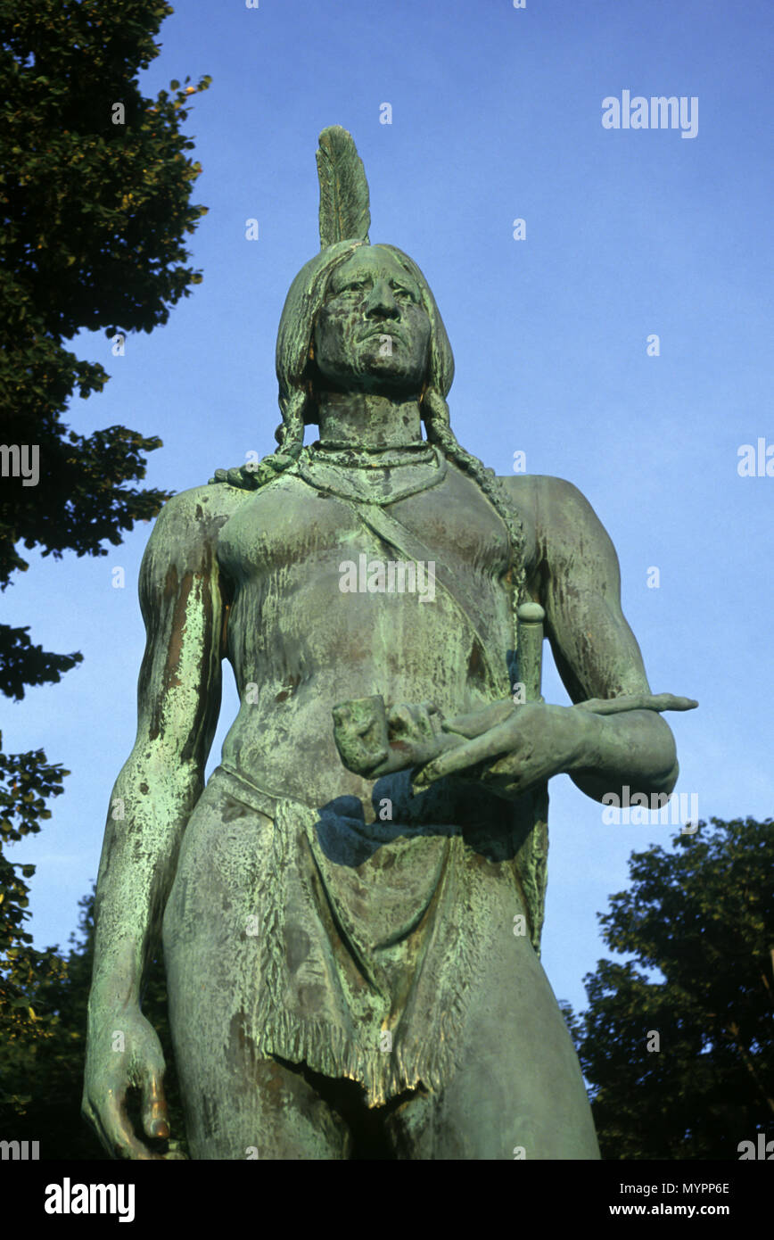 1992 HISTORICAL NATIVE AMERICAN MASSASOIT INDIAN CHIEF BRONZE STATUE ...
