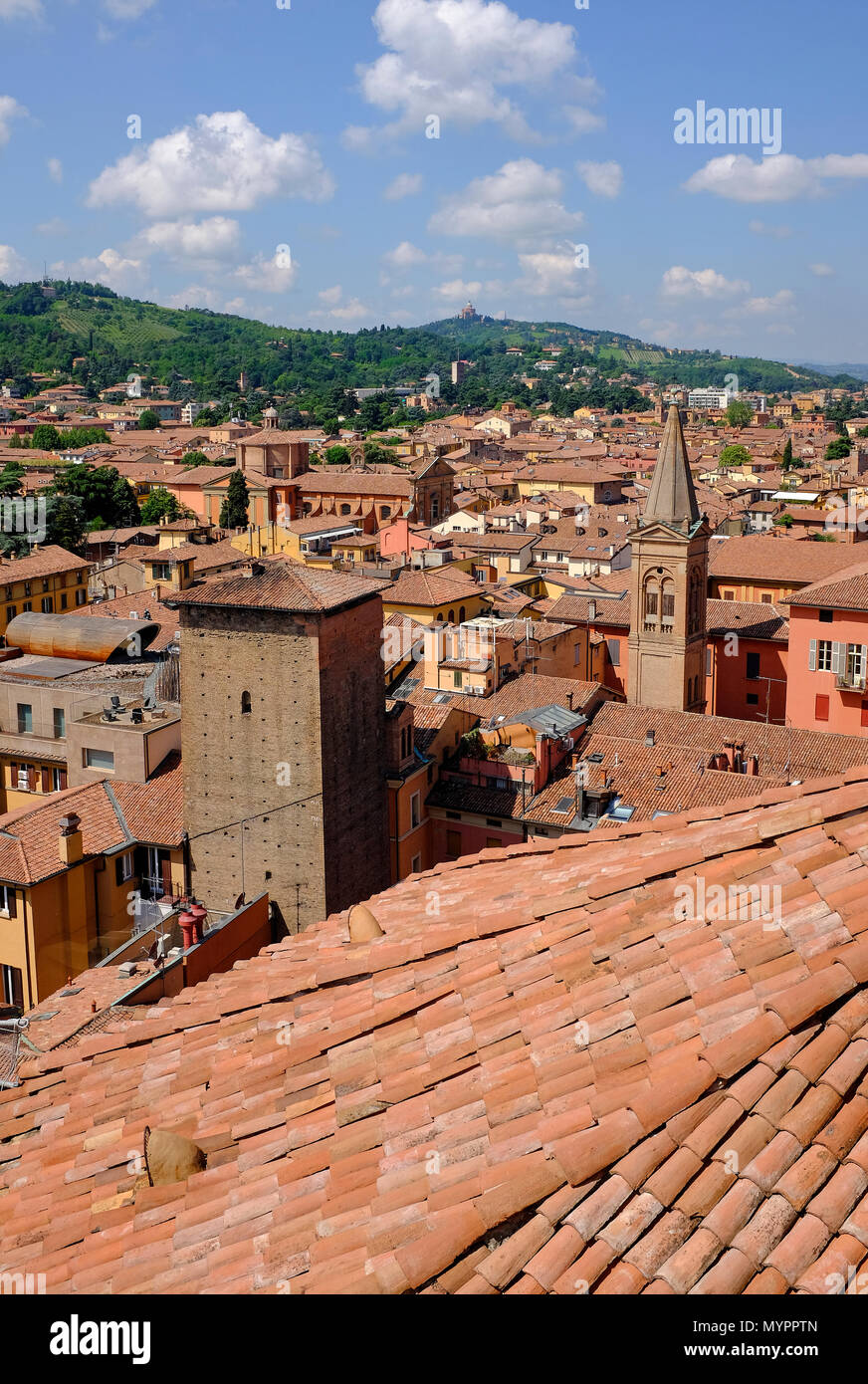Bologna italy churches hi-res stock photography and images - Alamy