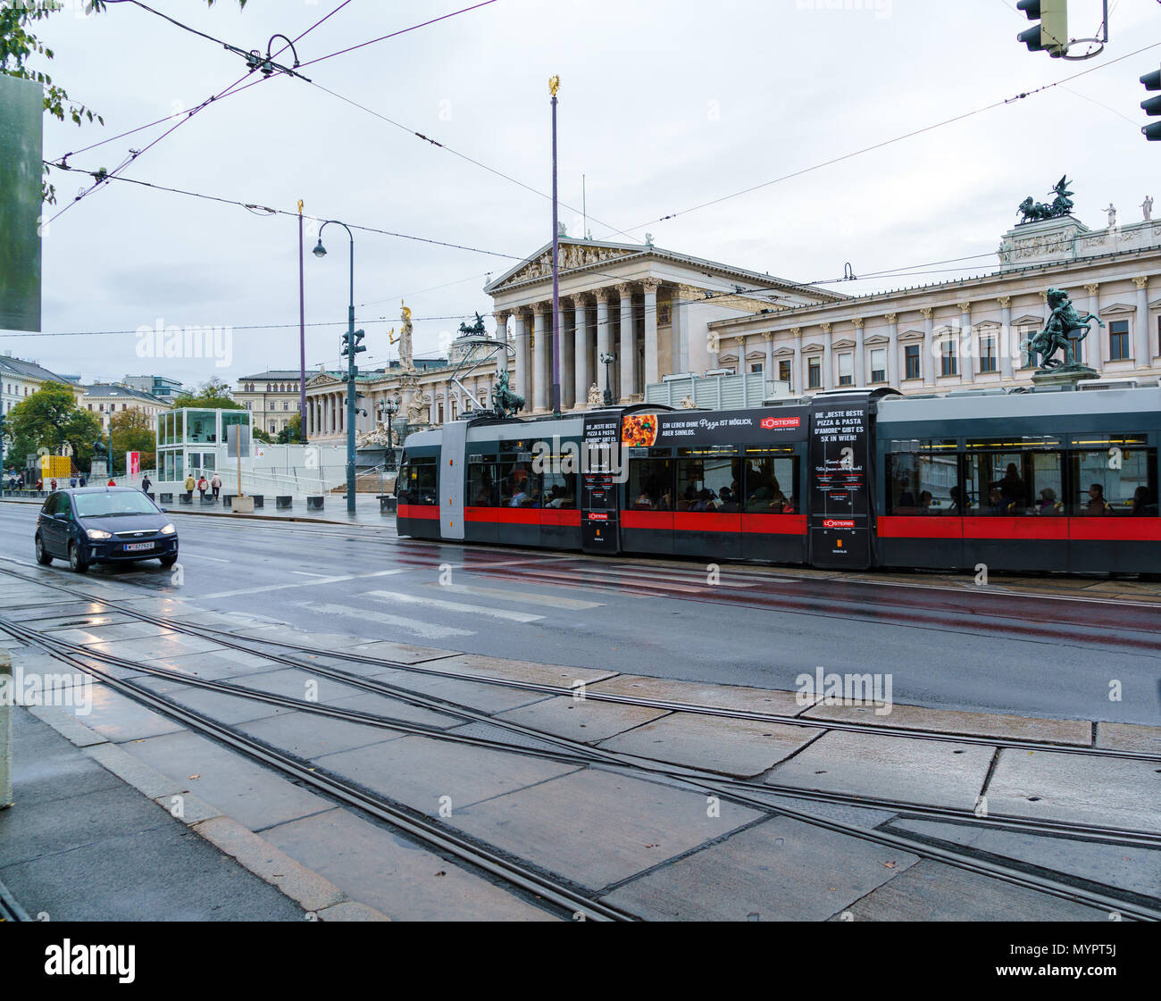 Ringstrasse vienna tram hi-res stock photography and images - Alamy