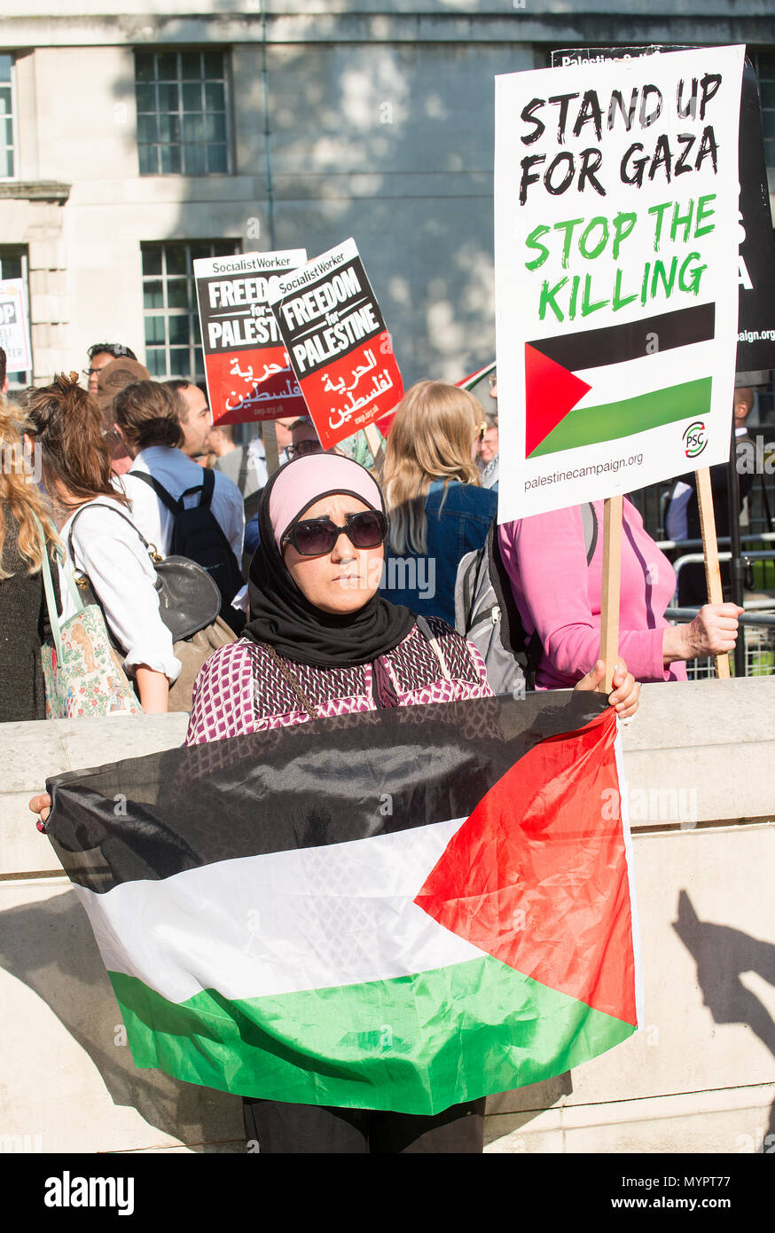 Muslim woman protester hi-res stock photography and images - Alamy