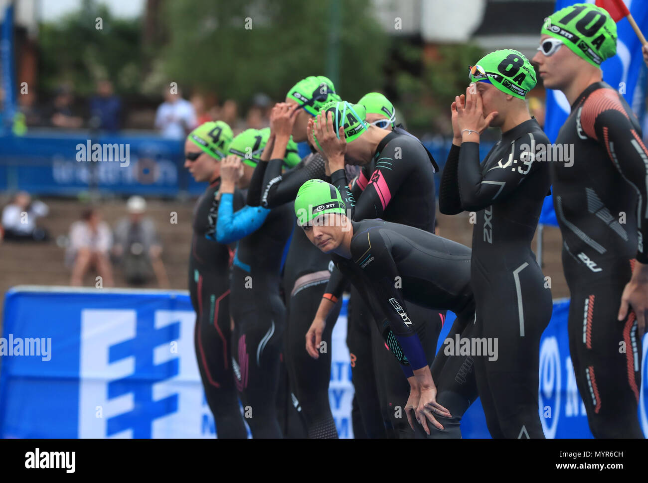 Team South Africa's Gillian Sanders (centre) at the start of the 2018 ...