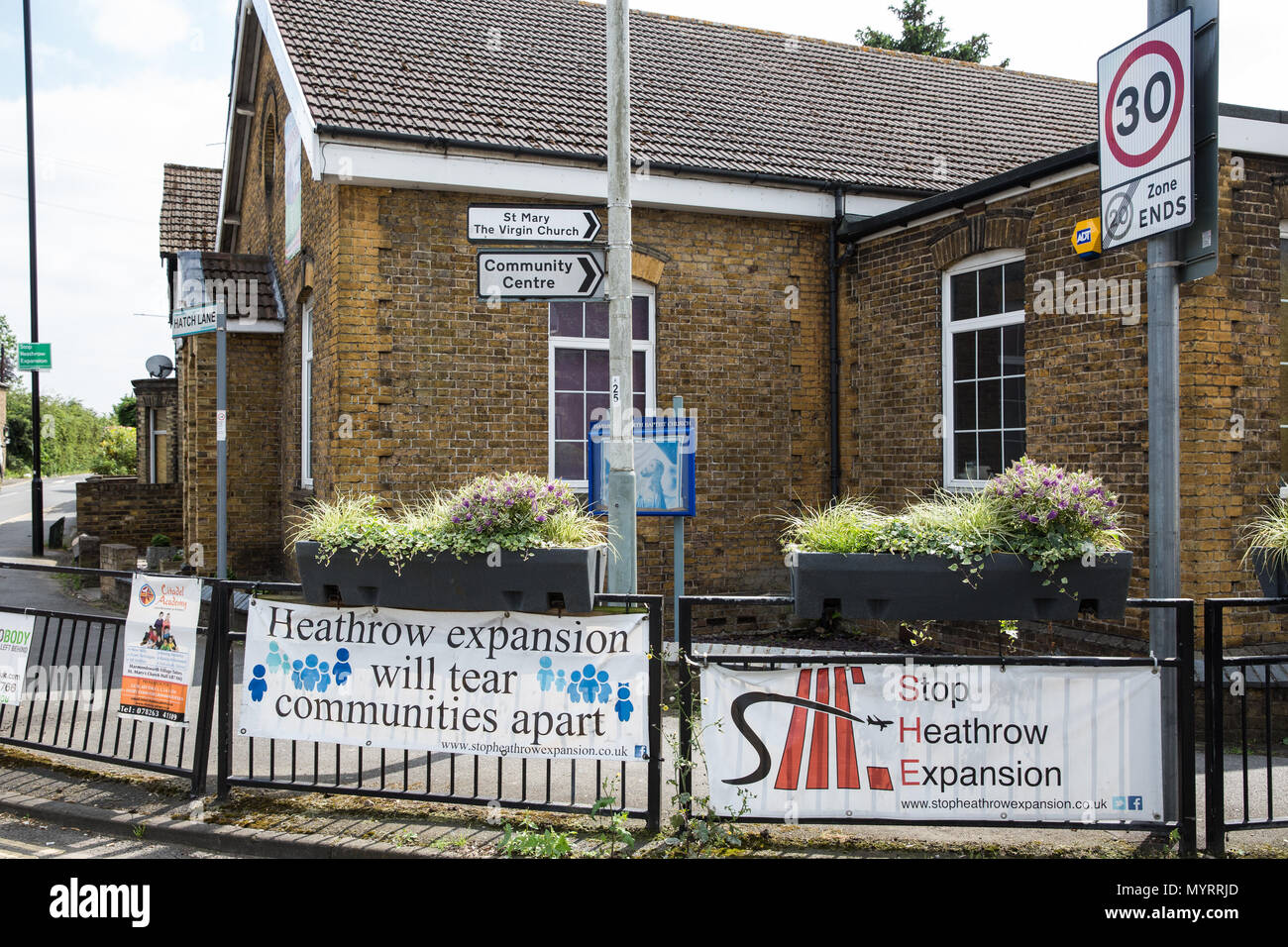 Harmondsworth hi-res stock photography and images - Alamy