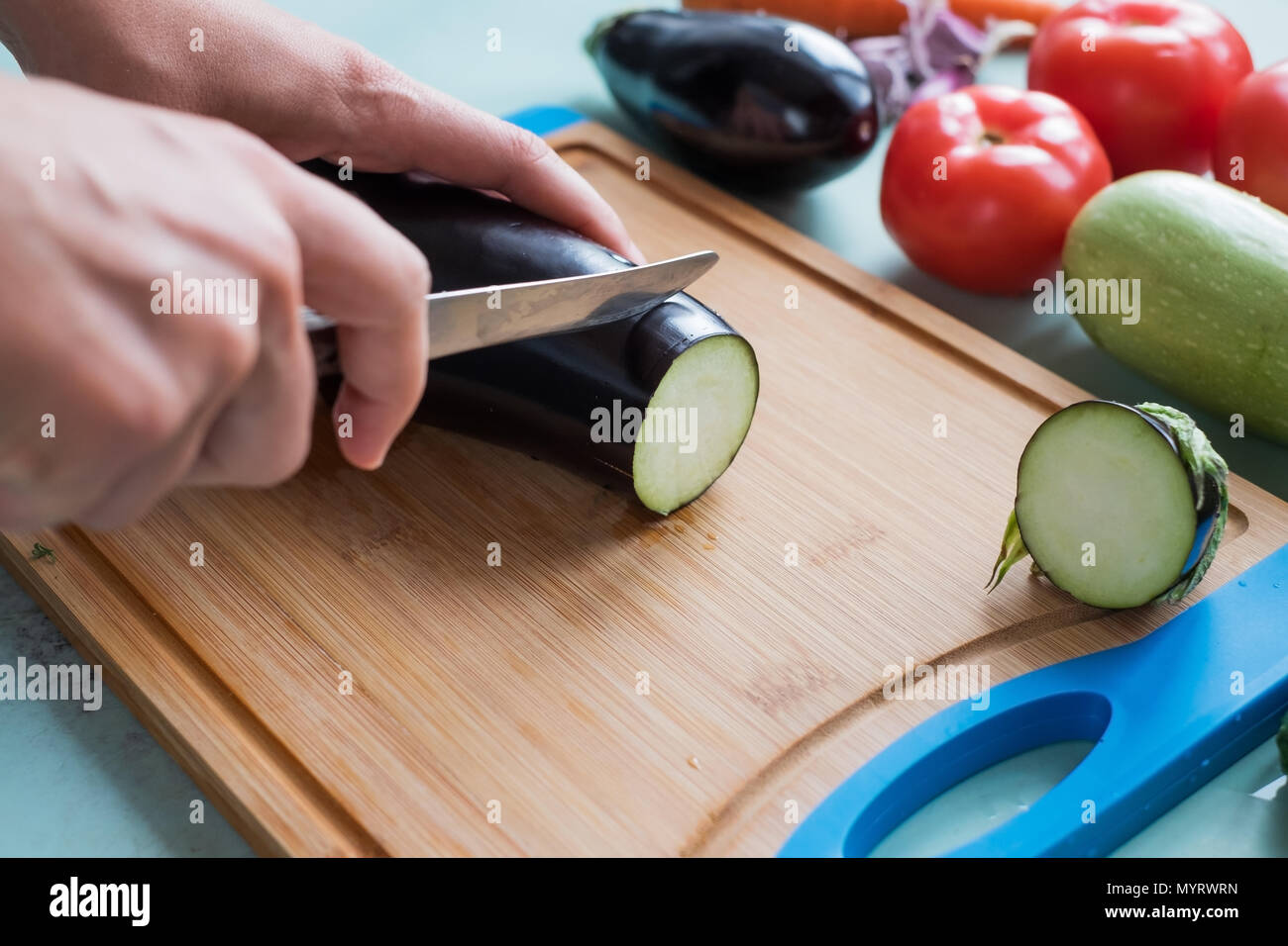 Proper cutting hi-res stock photography and images - Alamy
