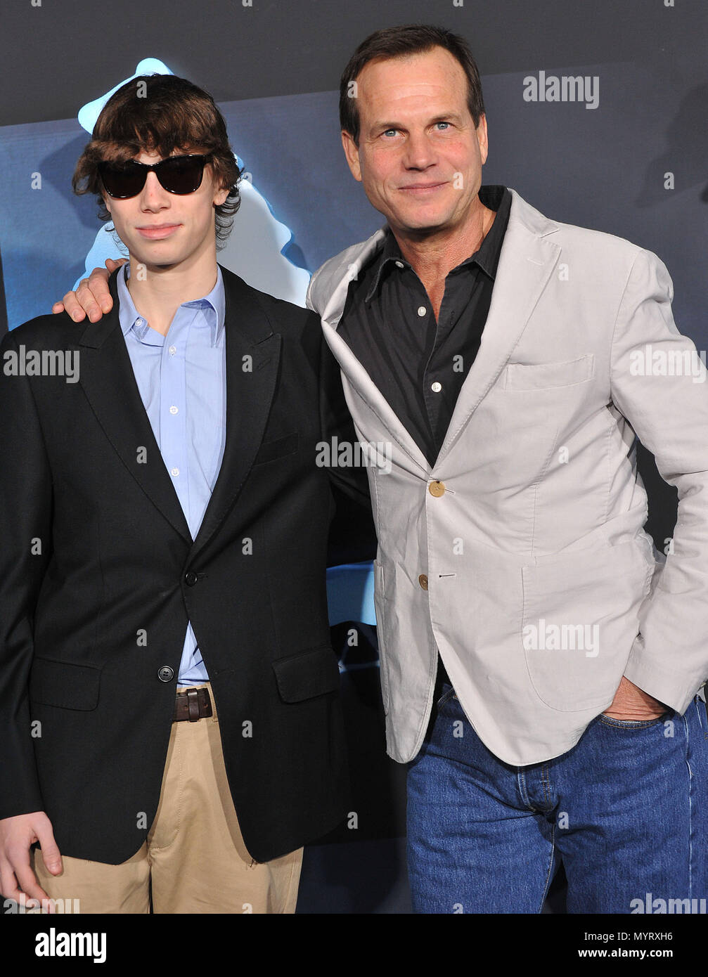 Bill paxton and family hi-res stock photography and images - Alamy