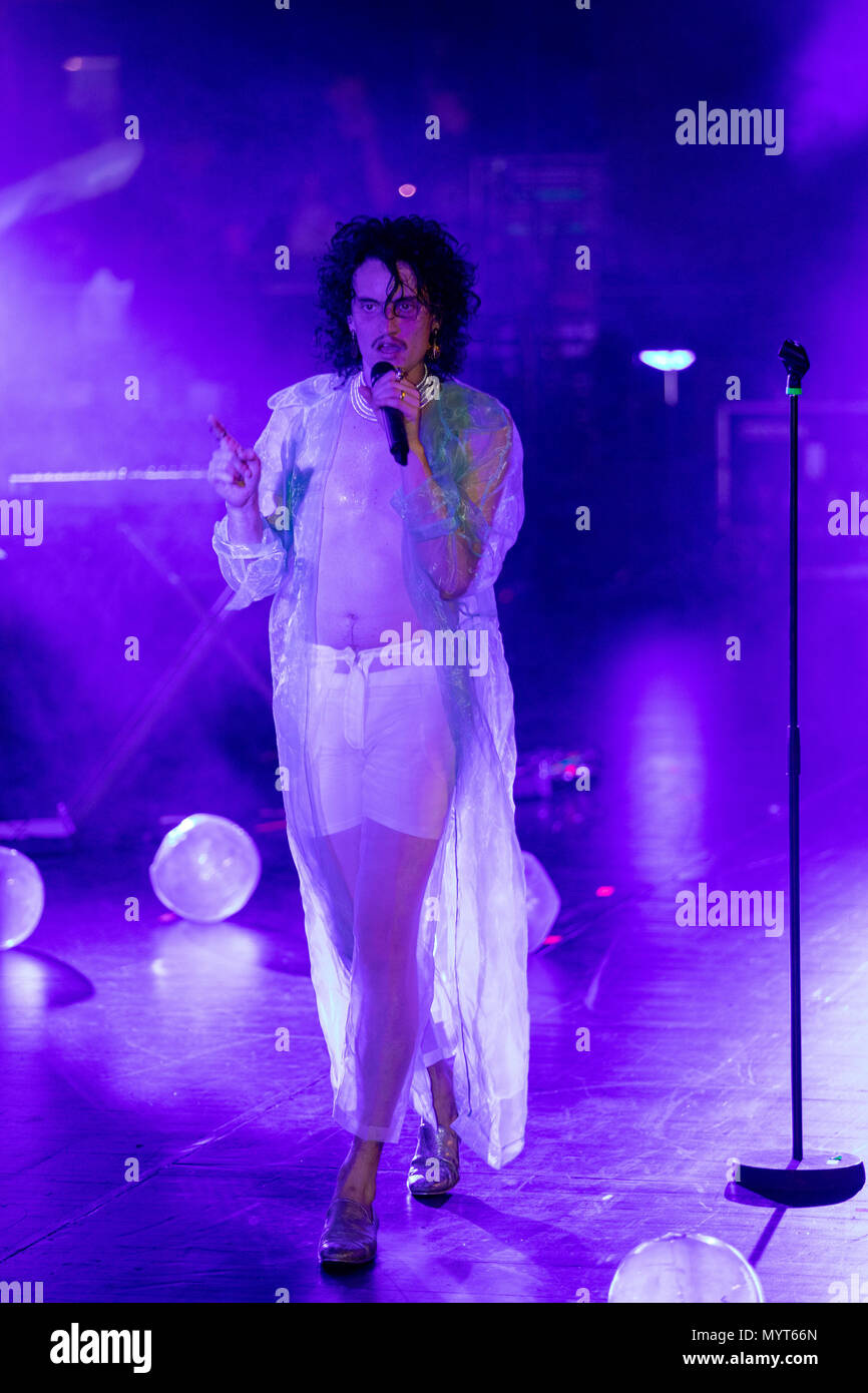 Australian music industry hi-res stock photography and images - Alamy