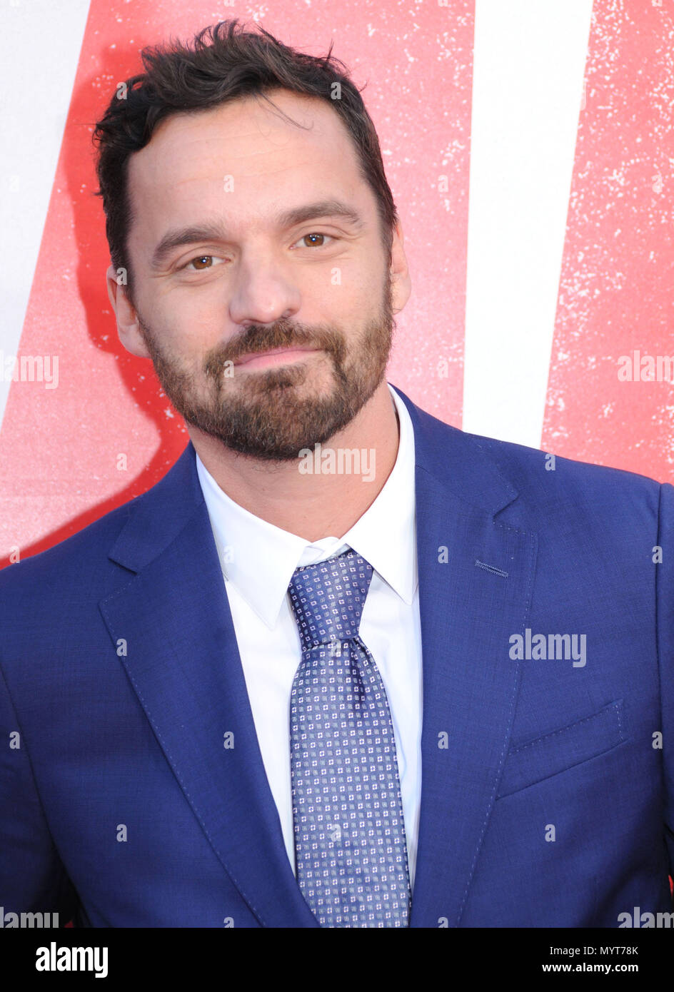 Los Angeles, USA. 7th June, 2018. Actor Jake Johnson attends Warner ...
