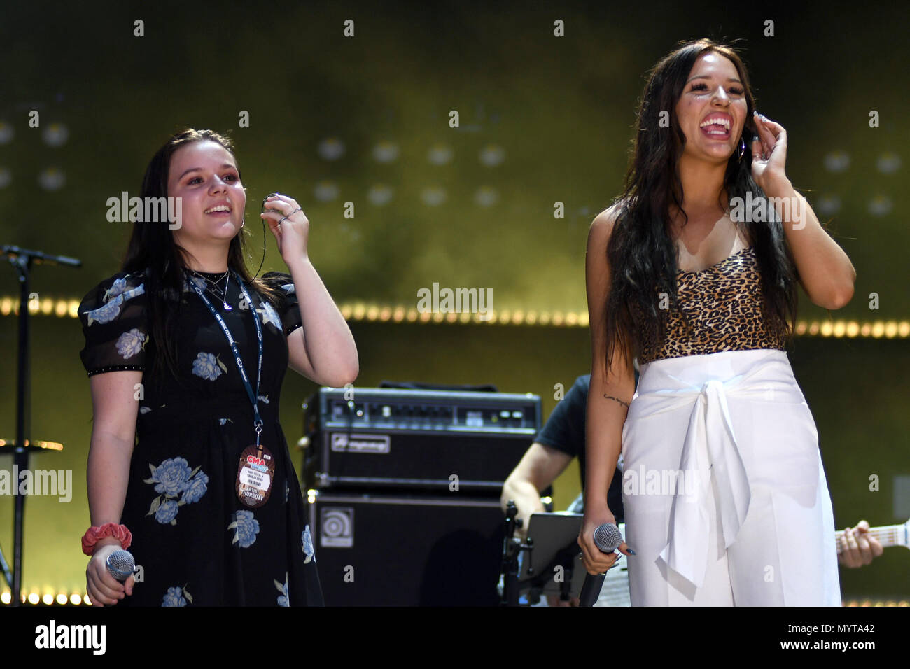 Lennon Stella And Maisy Stella High Resolution Stock Photography and ...