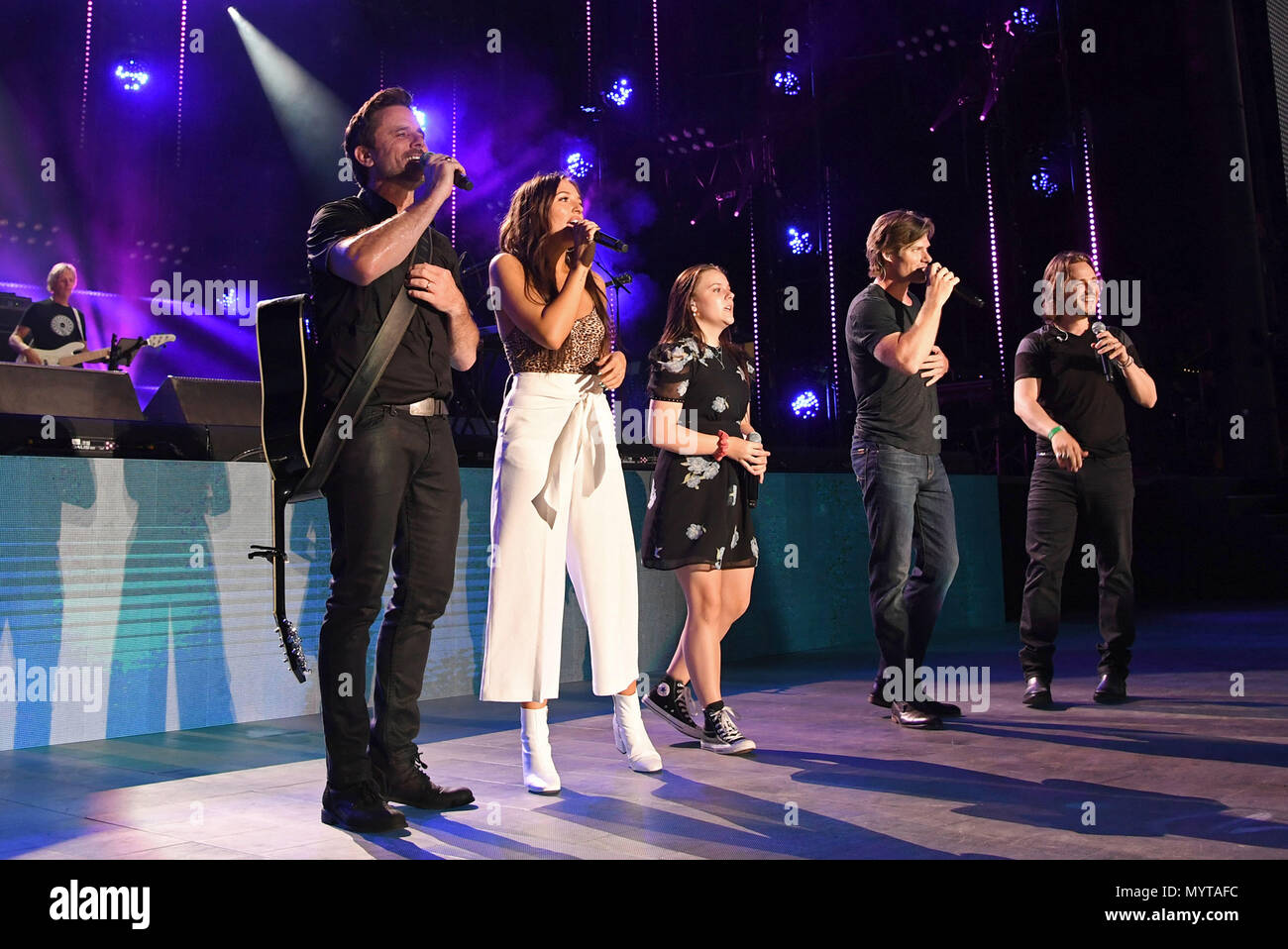 Lennon stella maisy stella hi-res stock photography and images - Alamy