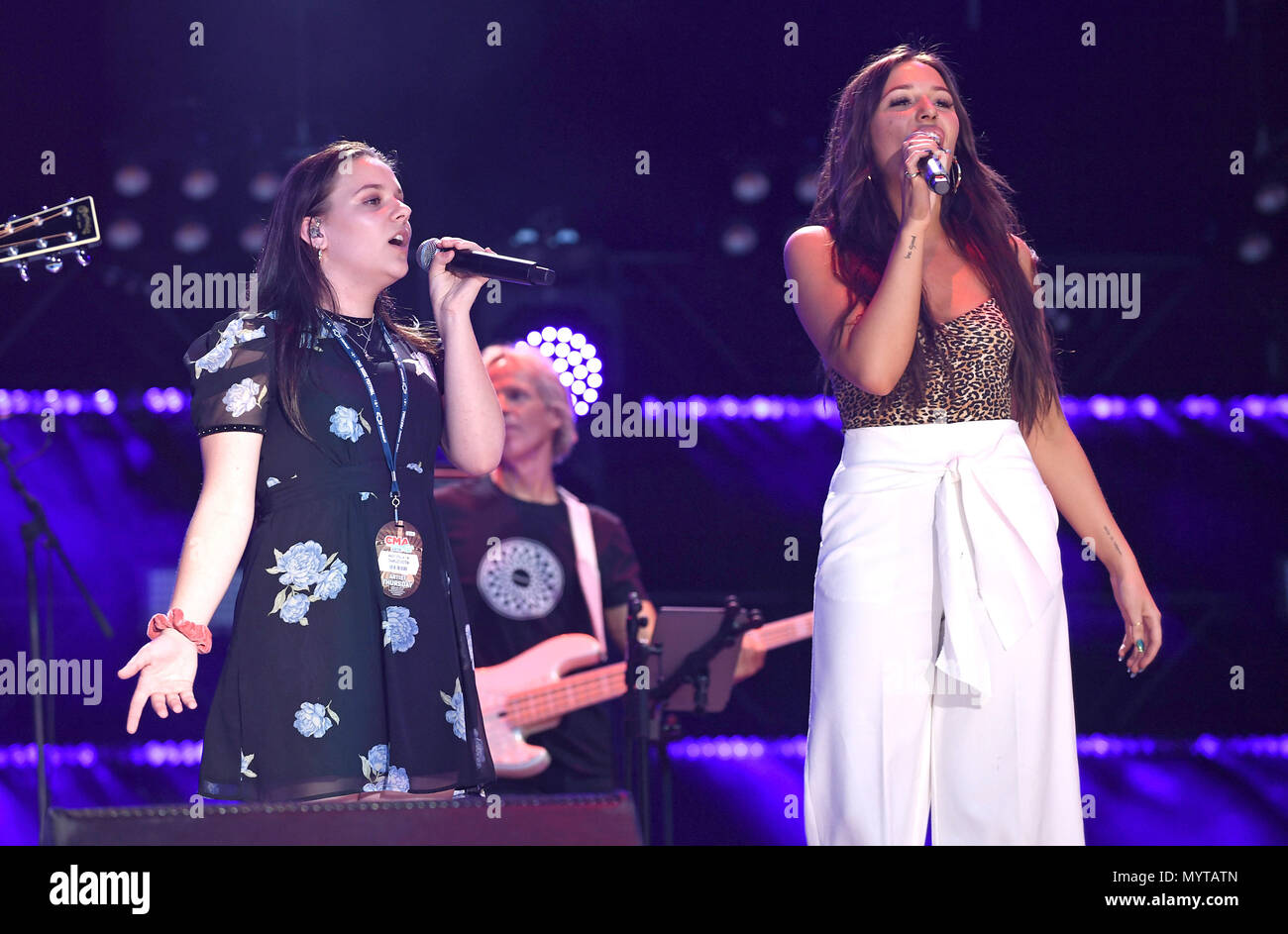 Lennon and maisy hi-res stock photography and images - Alamy