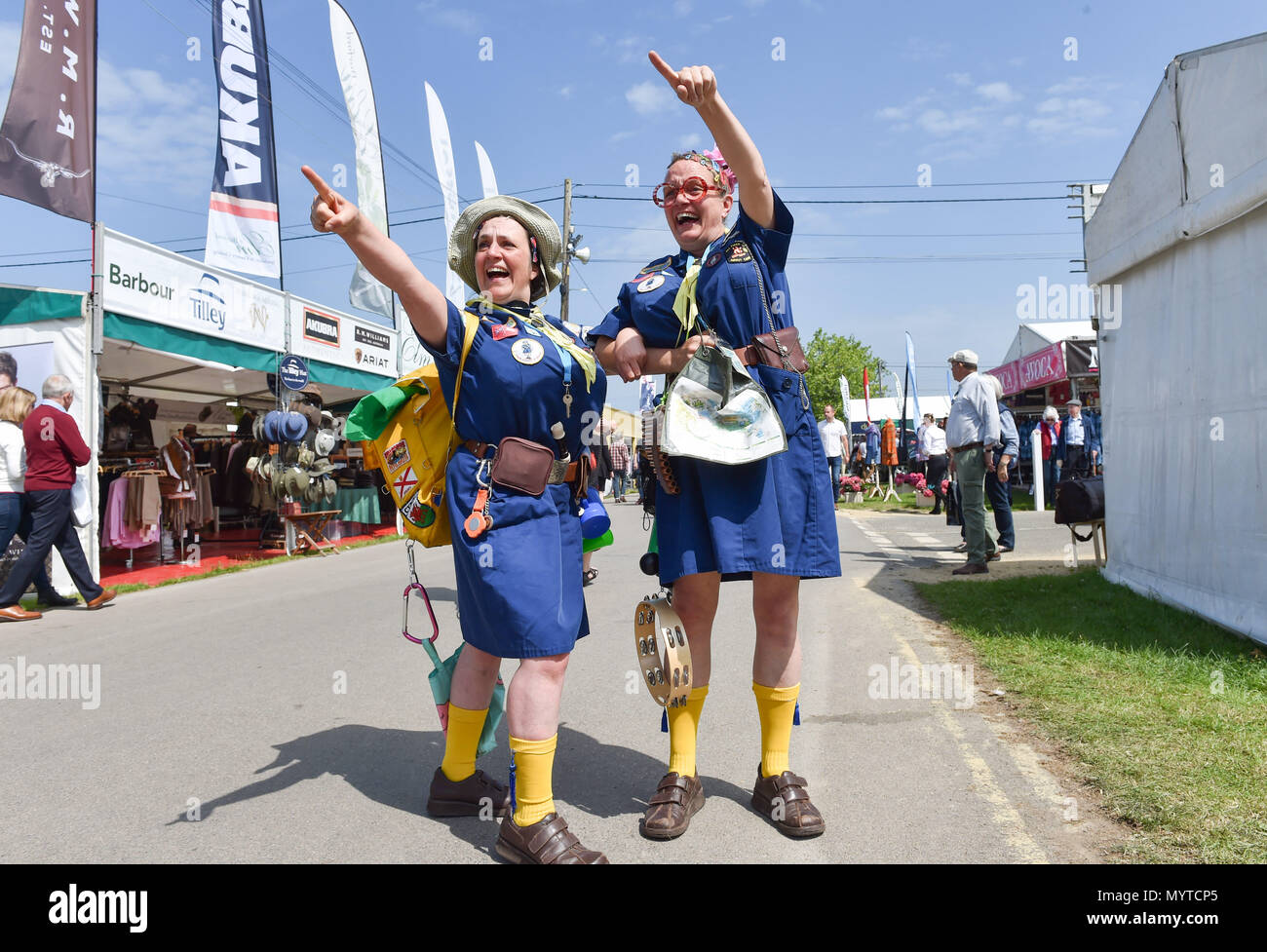 Girl guides and uk hi-res stock photography and images - Alamy