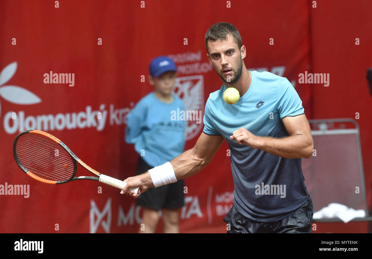 Serbian tennis player LASLO DERE in action during semifinals of the ...