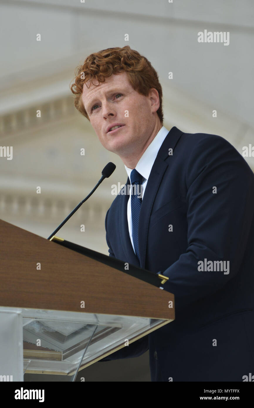 Robert f kennedy iii hi-res stock photography and images - Alamy