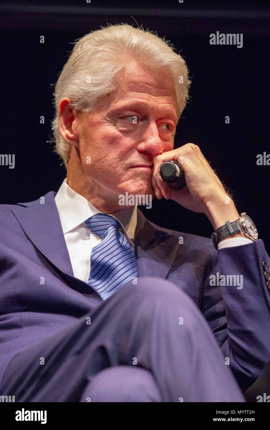 President Bill Clinton at the Schomburg Center for Research in Black ...