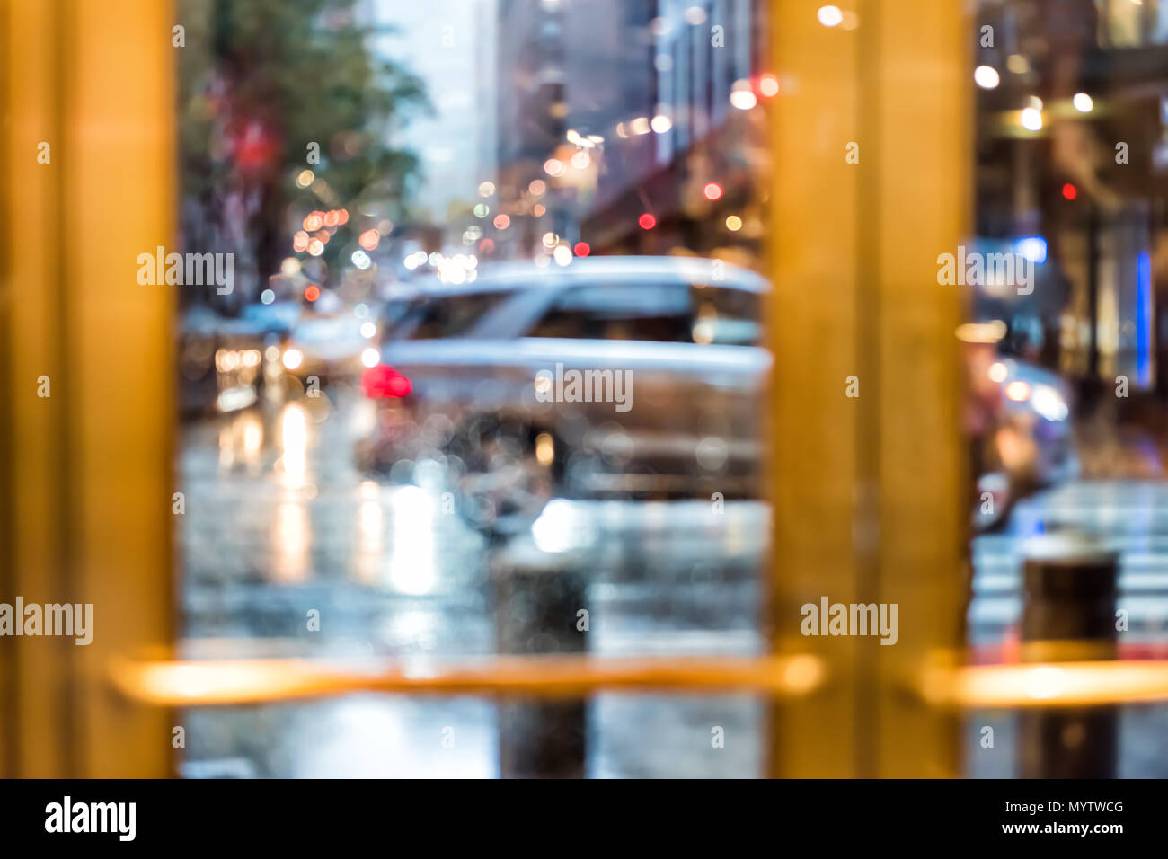 Grand central terminal entrance, traffic cars, from Lexington Avenue in ...
